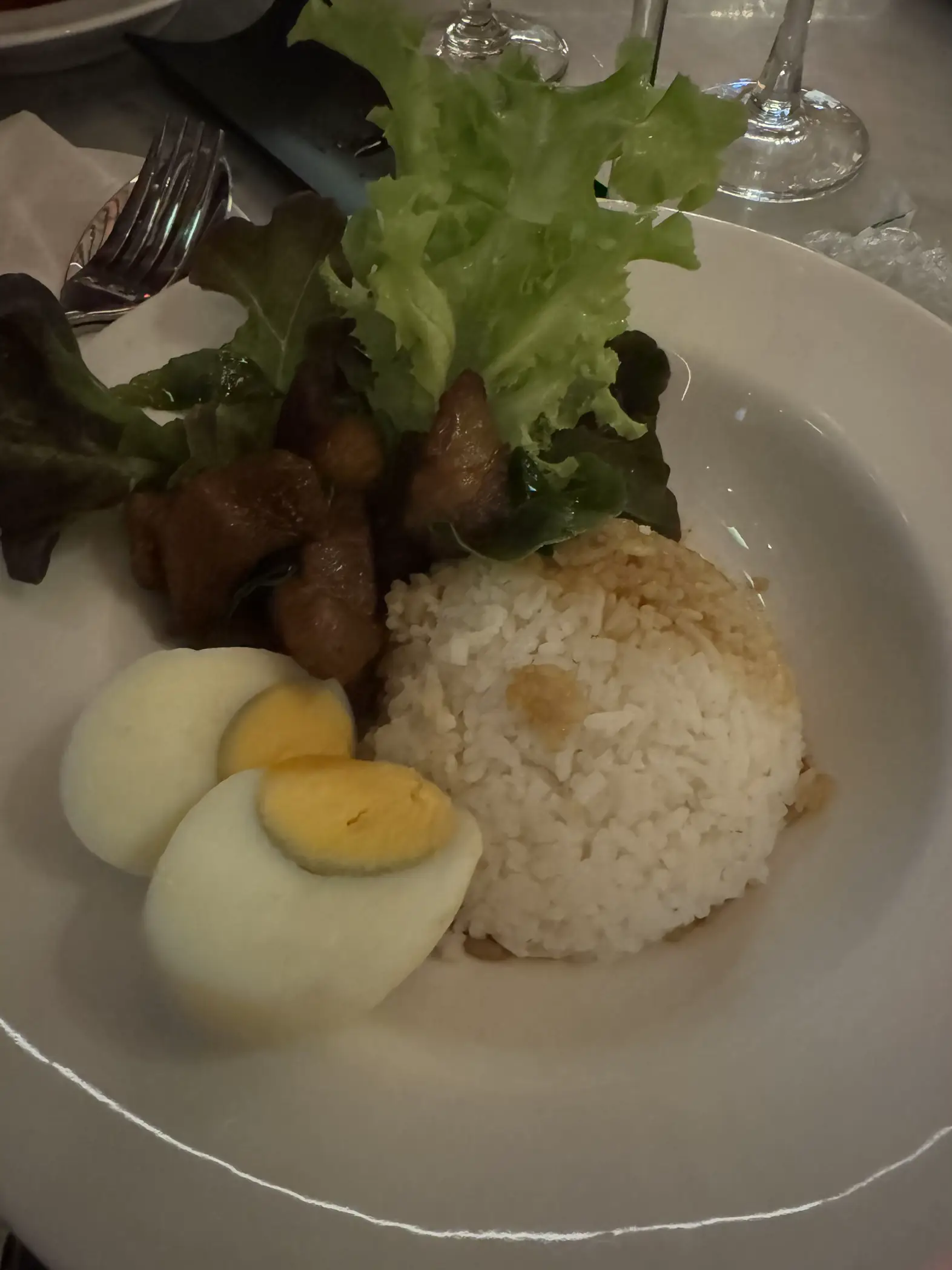 ดูหนังสุดฟินที่ Vietjet VIP Cinema ที่ Paragon Cineplex 🍿🍿 | แกลเลอรีที่โพสต์โดย eurng | Lemon8