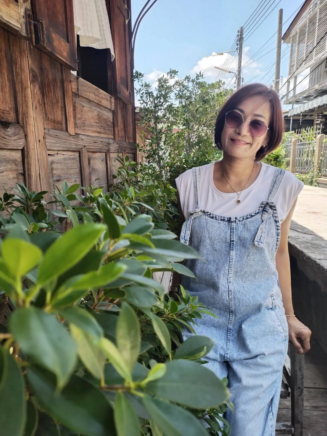 อายุ 51 ก้อใส่เอี้ยมยีนส์ได้นะ | แกลเลอรีที่โพสต์โดย Gift Kea | Lemon8