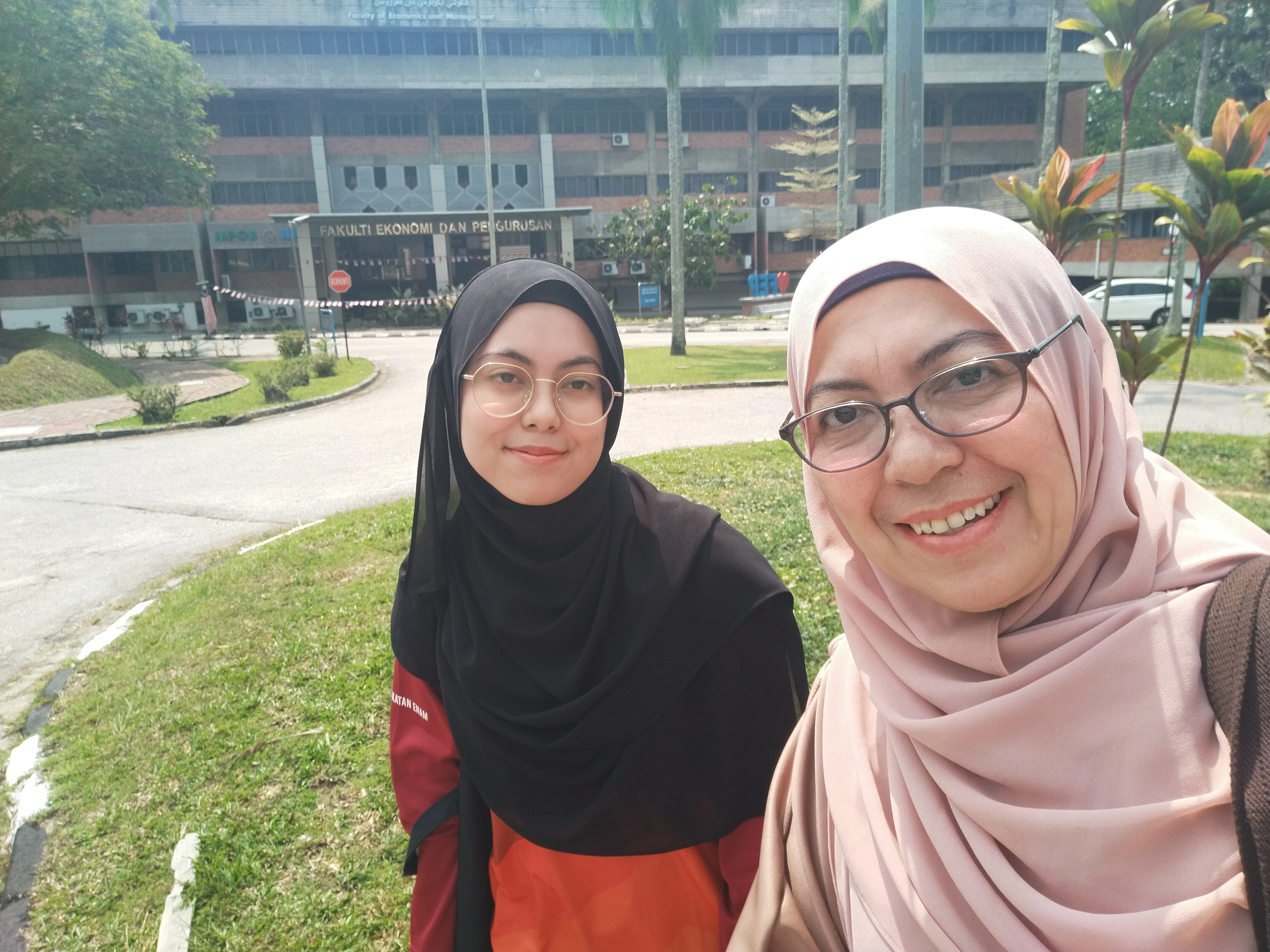 Me & My Girls 😍 | Gallery posted by SHA | Lemon8