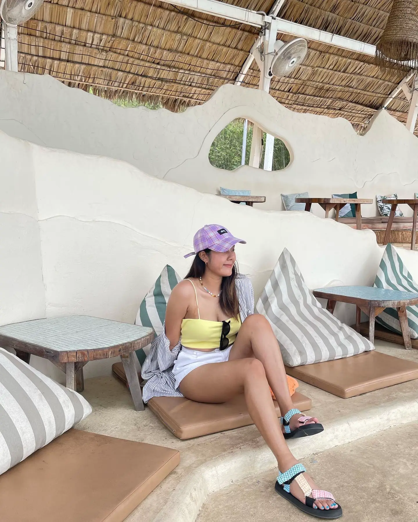 BEACH OUTFITS 5 LOOK CHIC & CHILL 🌺🏖️🍹 | แกลเลอรีที่โพสต์โดย K.bortor🦦⛱️ | Lemon8