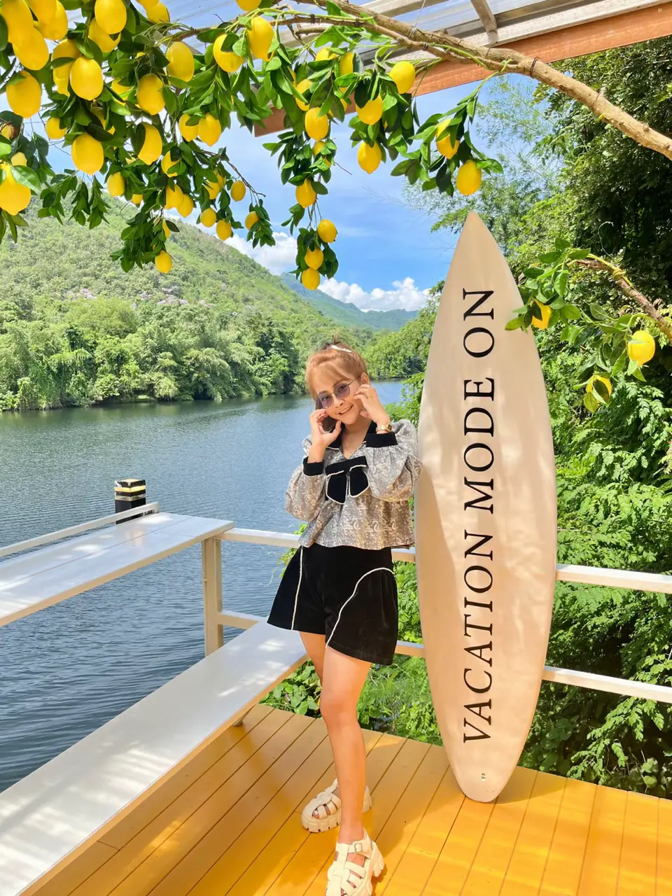 Raft Dara cafe’ Kanchanaburi | แกลเลอรีที่โพสต์โดย JubJIB Review 🐰 | Lemon8