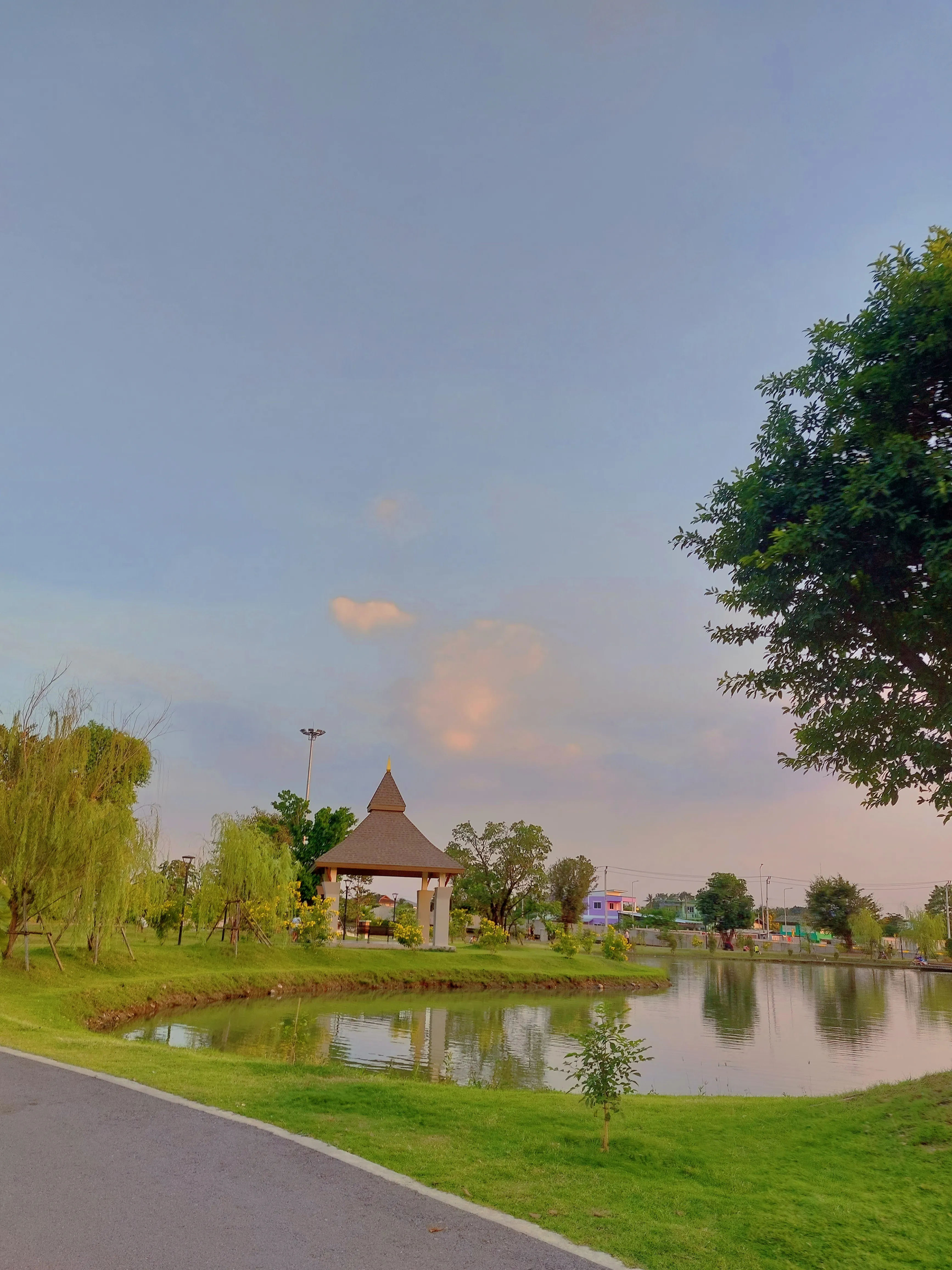 🏃‍♀️วิ่งกลางเมือง🏃 สวนสาธารณะวงแหวน-ถ.พุทธมณฑลสาย2 | แกลเลอรีที่โพสต์ ...