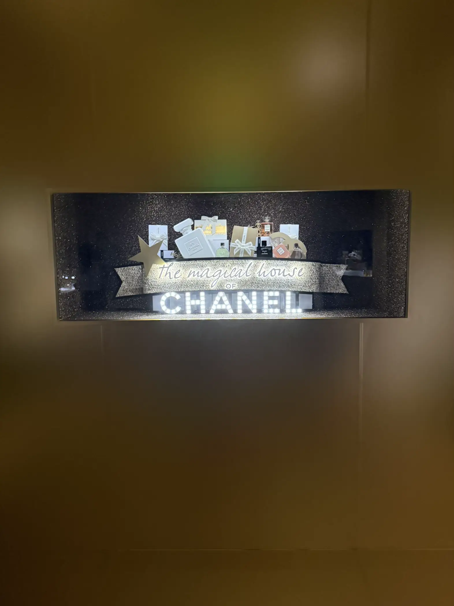 Chanel Pop Up @ MBS | Gallery posted by dithhhhh | Lemon8