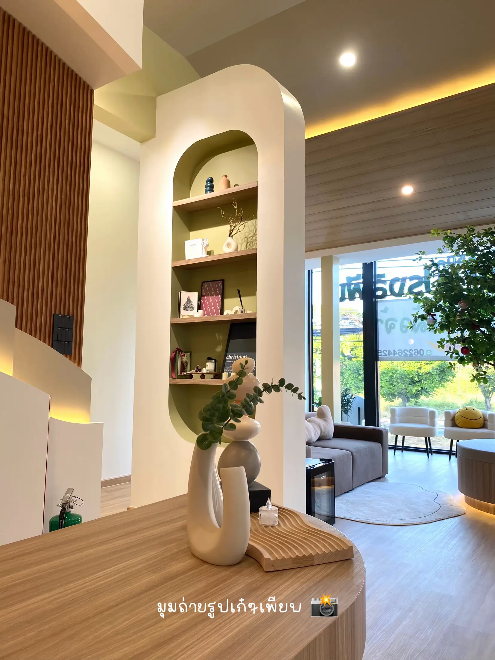 แนะนำคลินิกทันตกรรมสไตล์คาเฟ่ เก๋ ชิค ไม่เหมือนใคร! | แกลเลอรีที่โพสต์โดย Ploy Thatsani | Lemon8