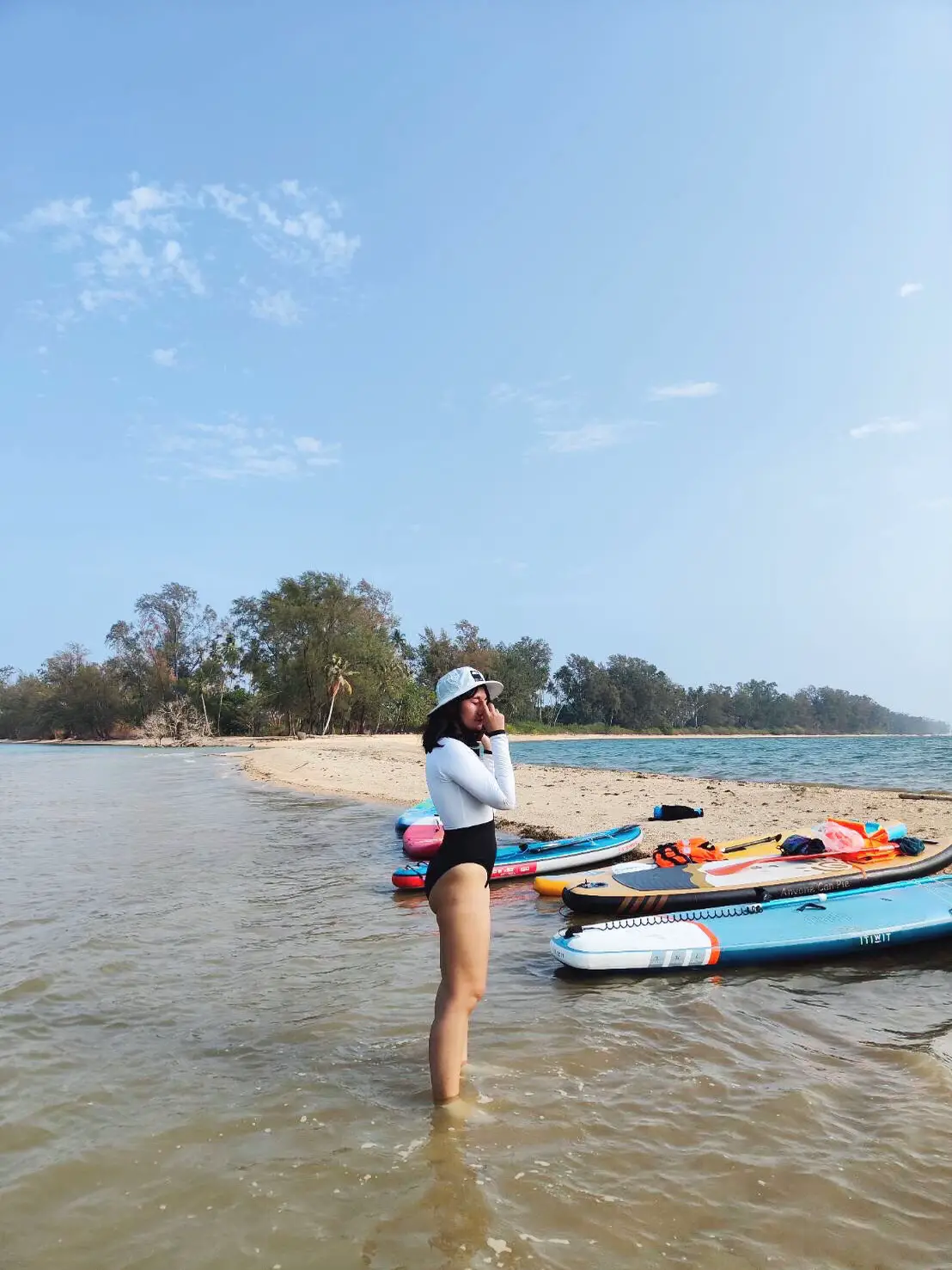 พาพาย Sup Board เกาะกระดาด อันซีนไทยแลนด์ทะเลตราด แกลเลอรีที่โพสต์โดย Yuiichompoo Lemon8