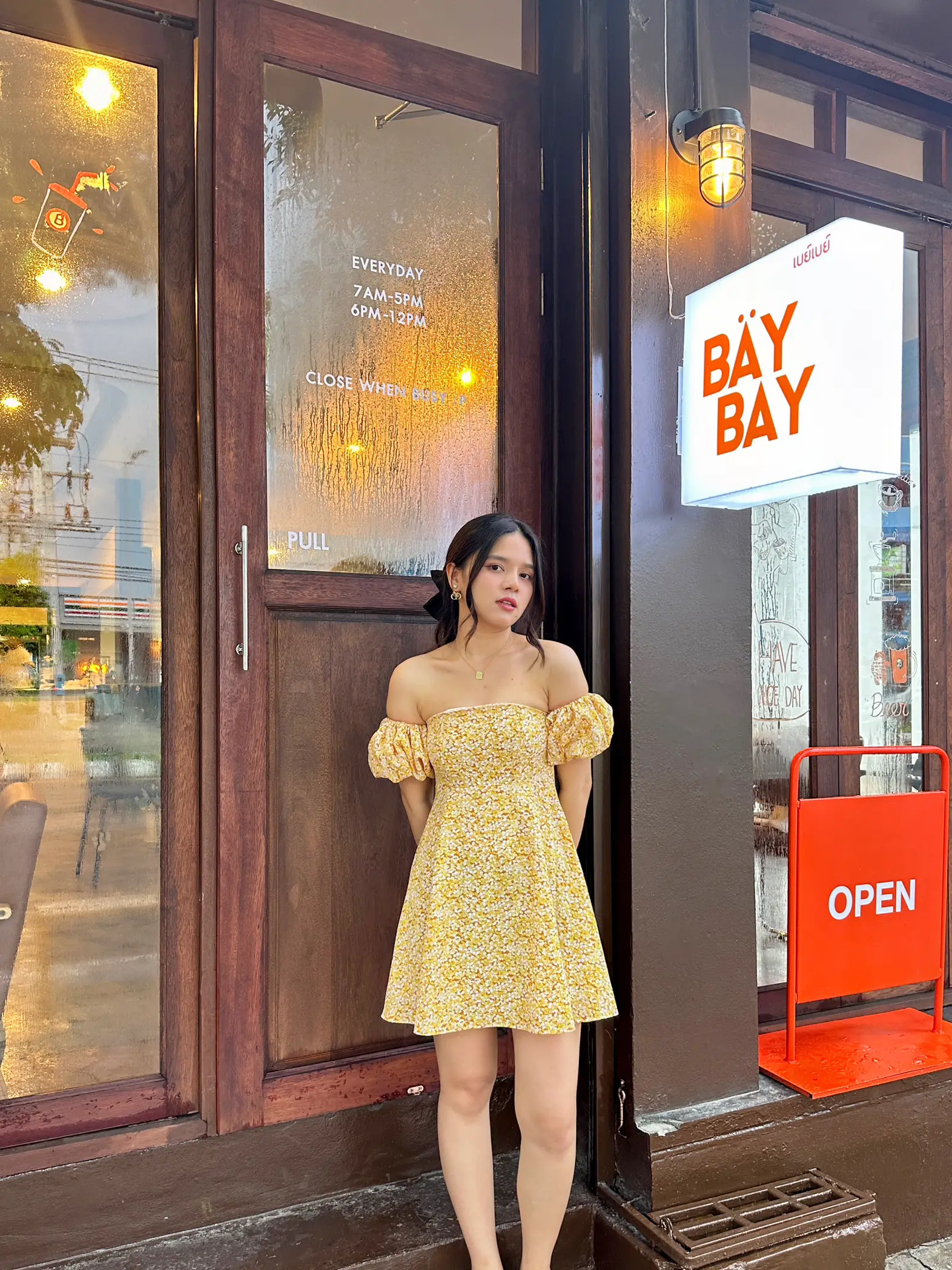 BAYBAY.caff Cafe & Barเปิดใหม่บางแสน ร้าน Mood ดีมาก🥹🫶🏻 | แกลเลอรีที่โพสต์โดย PairMai | Lemon8