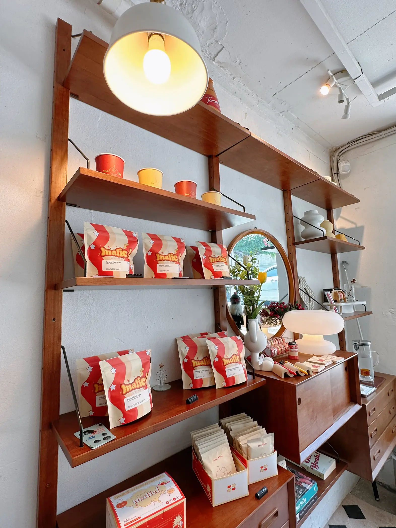 Seoul Cafe 1 | Best NUTTY CREAM latte I’ve had 🥜 | Gallery posted by ...