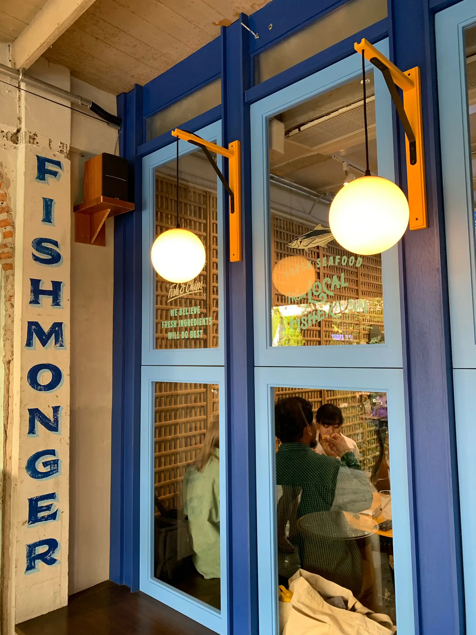 Fishmonger, Fish and ship ปลาไทย 🐟🎣 | แกลเลอรีที่โพสต์โดย Fenafern | Lemon8