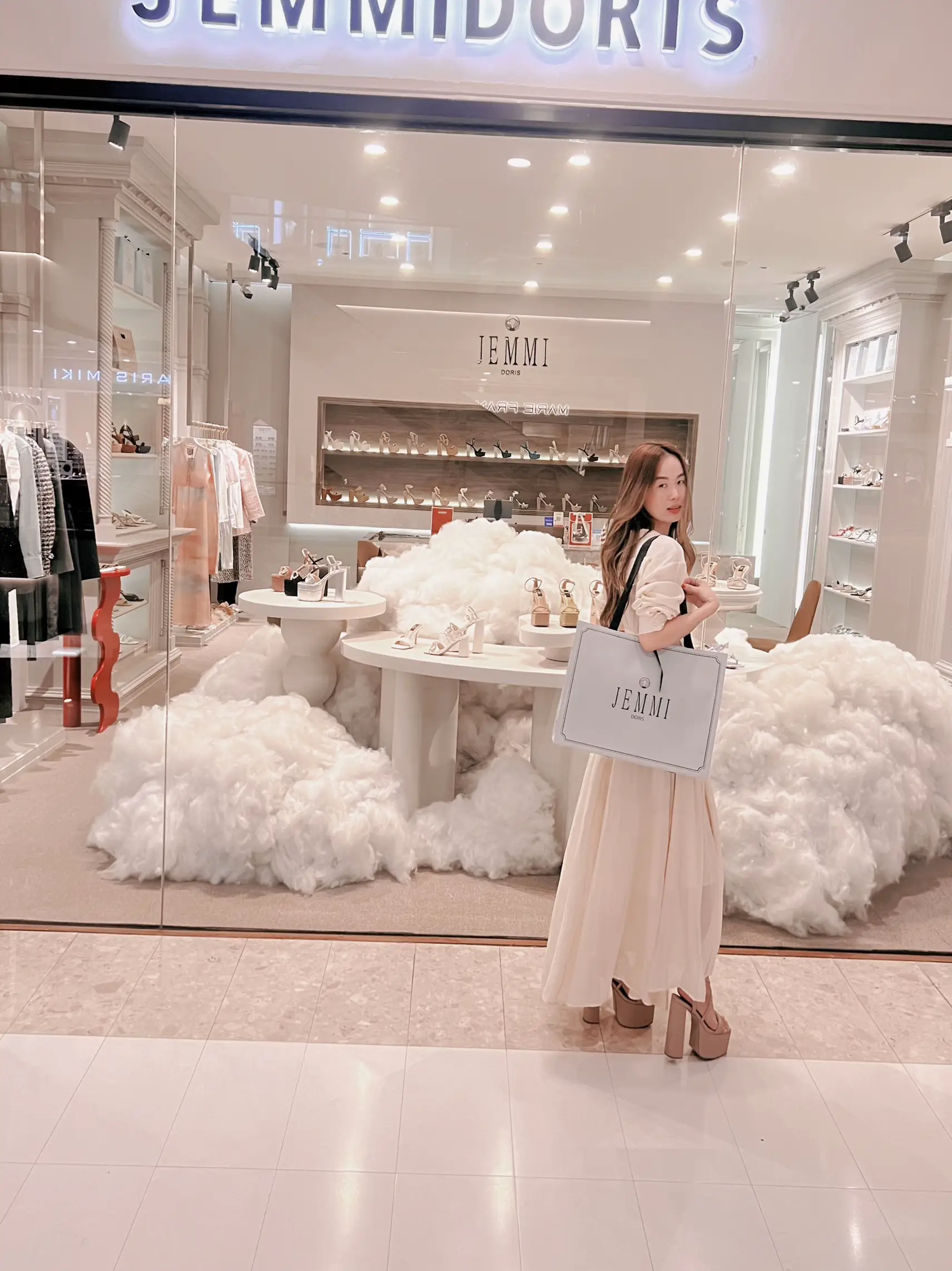 รองเท้าลูกรัก ที่สูงเเค่ไหนก็ไม่เมื่อย💕 | แกลเลอรีที่โพสต์โดย คุณเเม่ ...