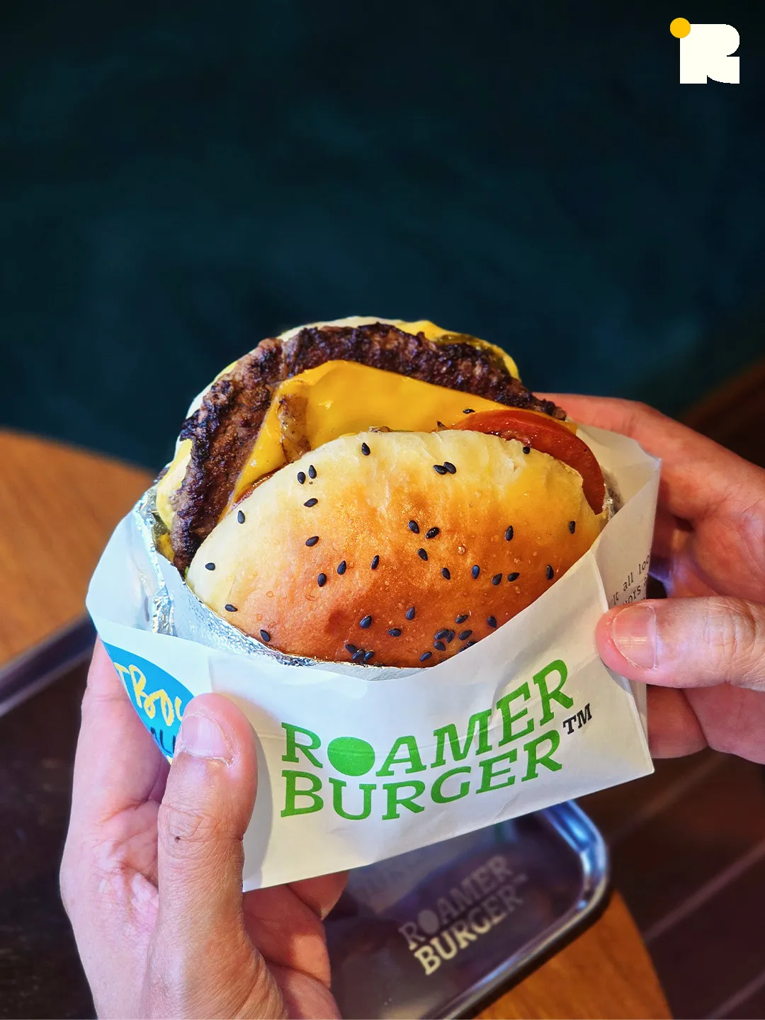 ชวนลอง คราฟต์เบอร์เกอร์ แบรนด์ใหม่จาก Graph Coffee | แกลเลอรีที่โพสต์โดย Routeen. | Lemon8