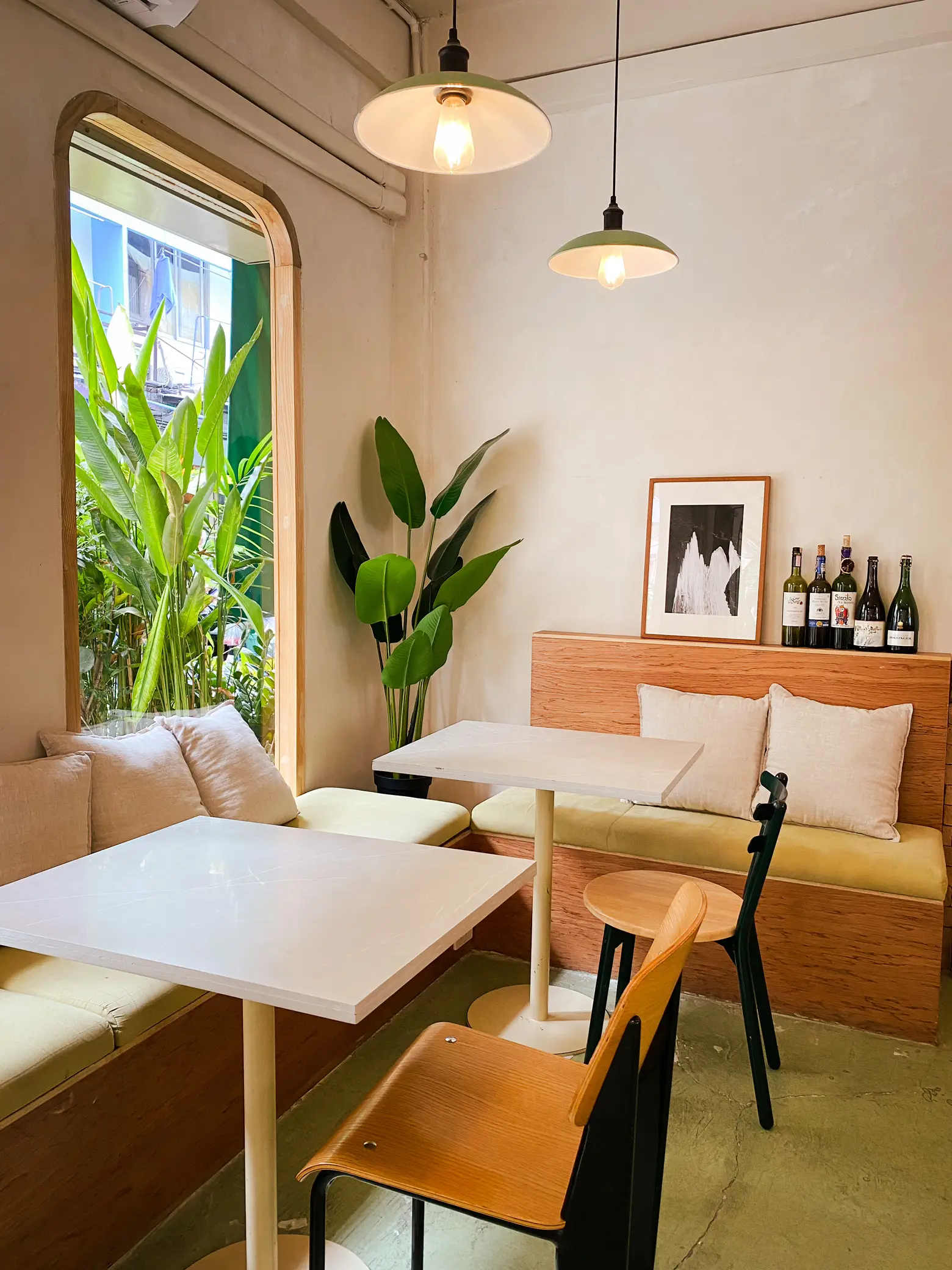 Cozy & Aesthetic Cafe in Bangkok! 🇹🇭☕️ | Gallery posted by Christalyn ...