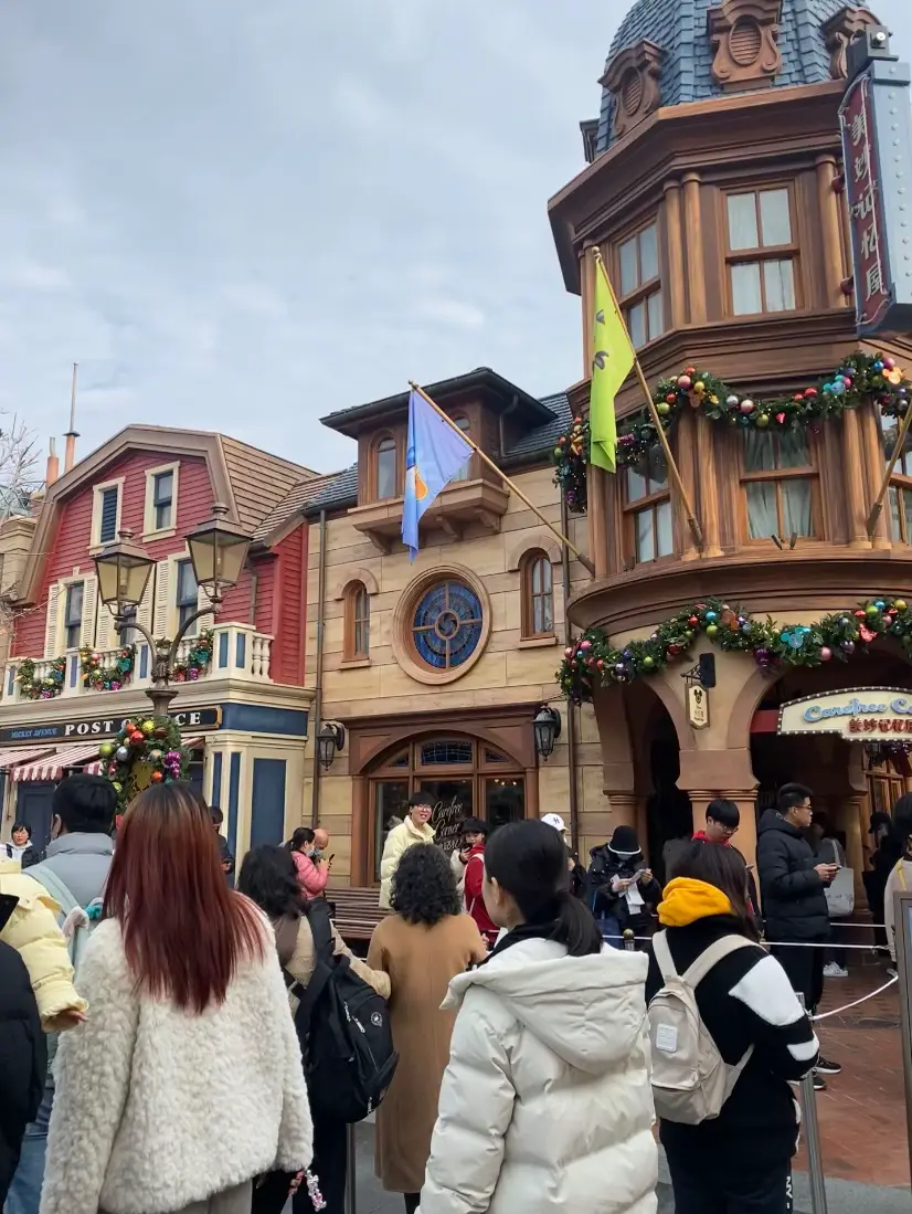 上海ディズニーランド202 3 🧸🎠 | Pongpang.Srが投稿したフォトブック | Lemon8