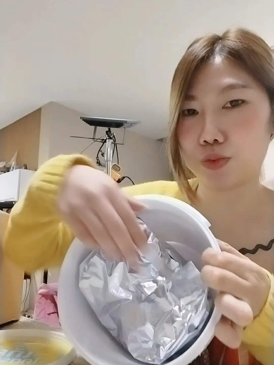 รีวิวเกี๊ยวถัง โคตรกรอบ ร้านดังใน ตต | แกลเลอรีที่โพสต์โดย บumบim🌹🧿🪬 | Lemon8