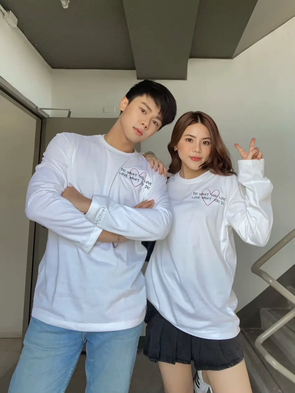 NEW! เสื้อแขนยาวน่ารัก ต้อนรับวันคริสต์มาส 🌲 | แกลเลอรีที่โพสต์โดย Tanoy. | Lemon8