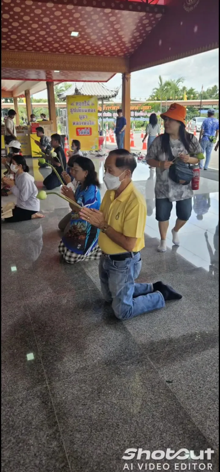 ทำบุญไหว้พระกันครับ | วิดีโอที่เผยแพร่โดย Benz | Lemon8