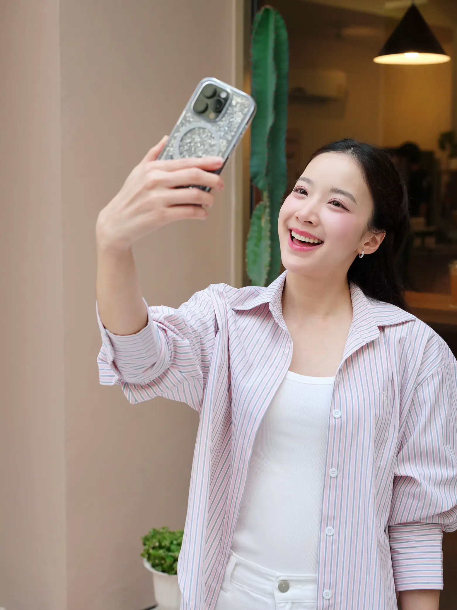 Case Mate for iPhone 16 pro | แกลเลอรีที่โพสต์โดย Muklabel | Lemon8