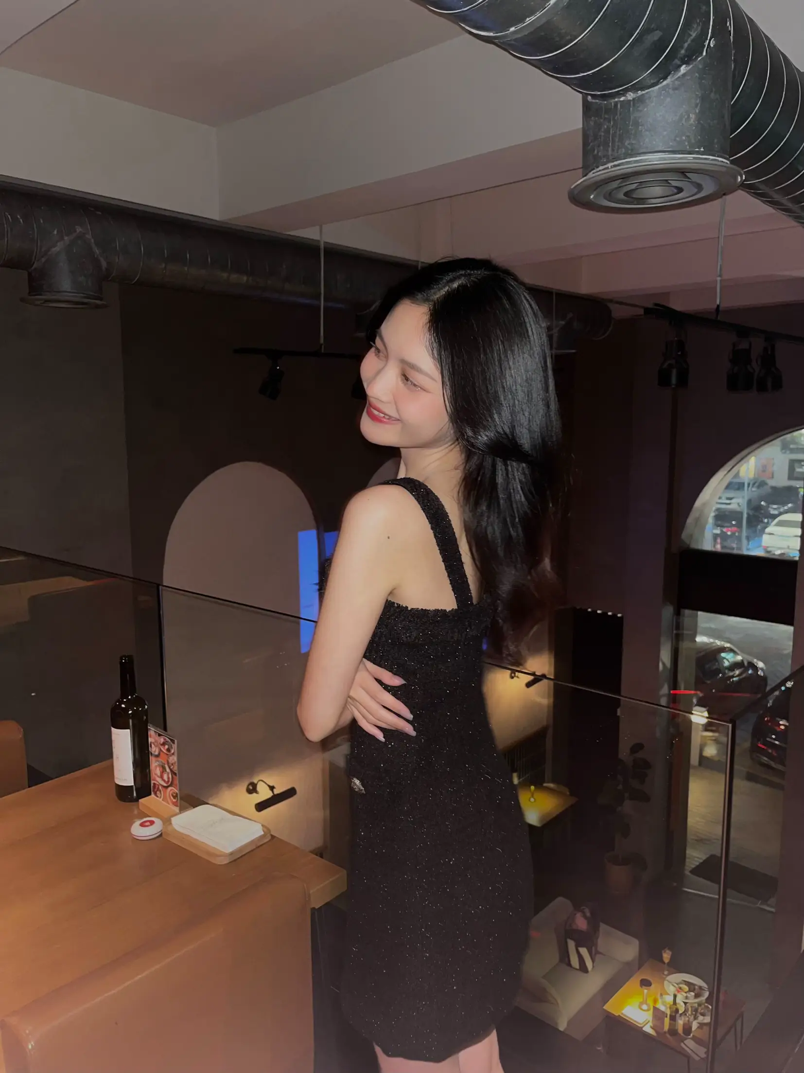 Tipsy Tuesday bar(ไม่ลับ) ย่านสุขุมวิท💋💋🥂 | แกลเลอรีที่โพสต์โดย moay | Lemon8