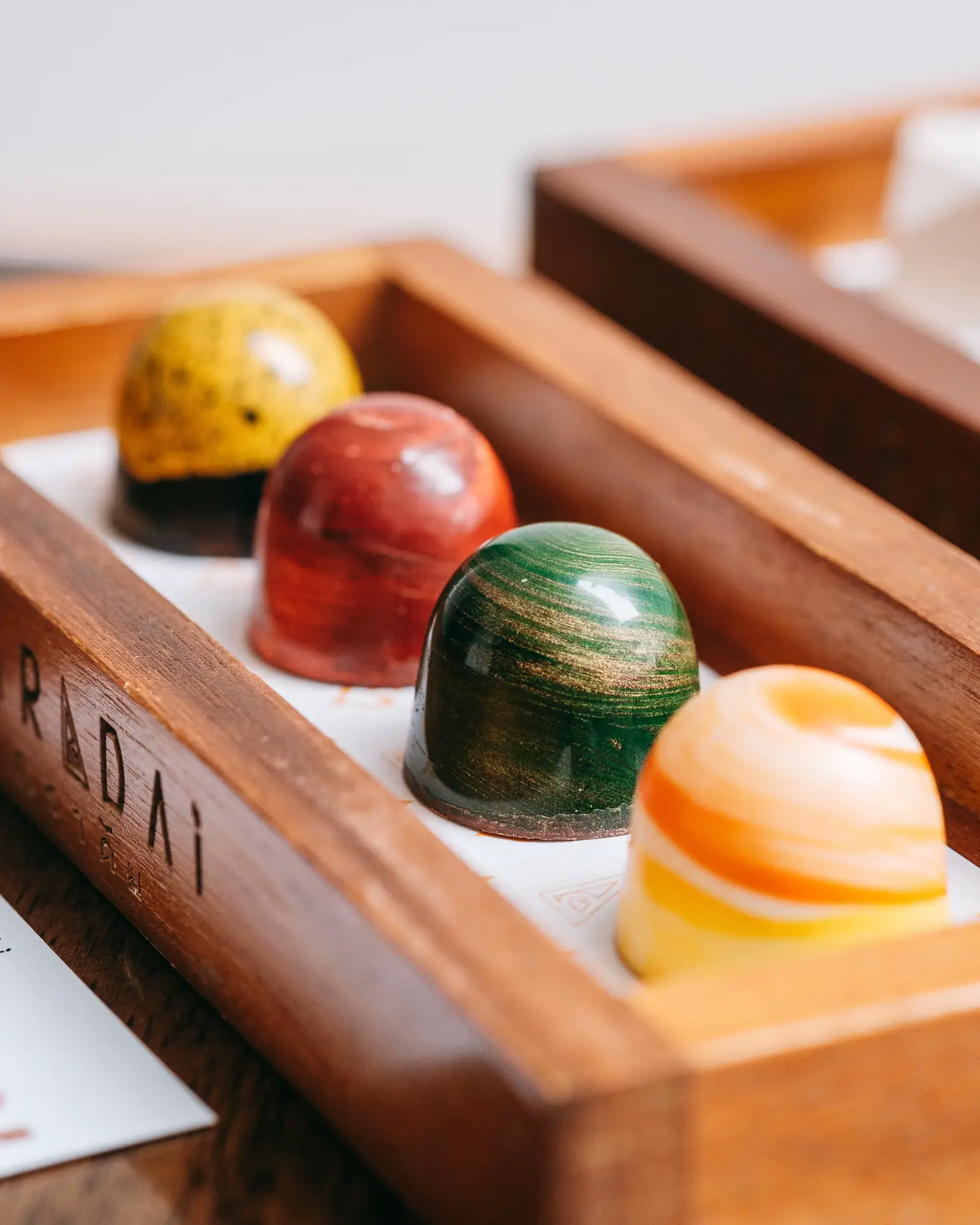 มาลองแล้ว! PARADAi แชมป์โลกอันดับ 1 คราฟท์ช็อคโกแลต 🍫🏆 | แกลเลอรีที่โพสต์โดย Rattomarty | Lemon8