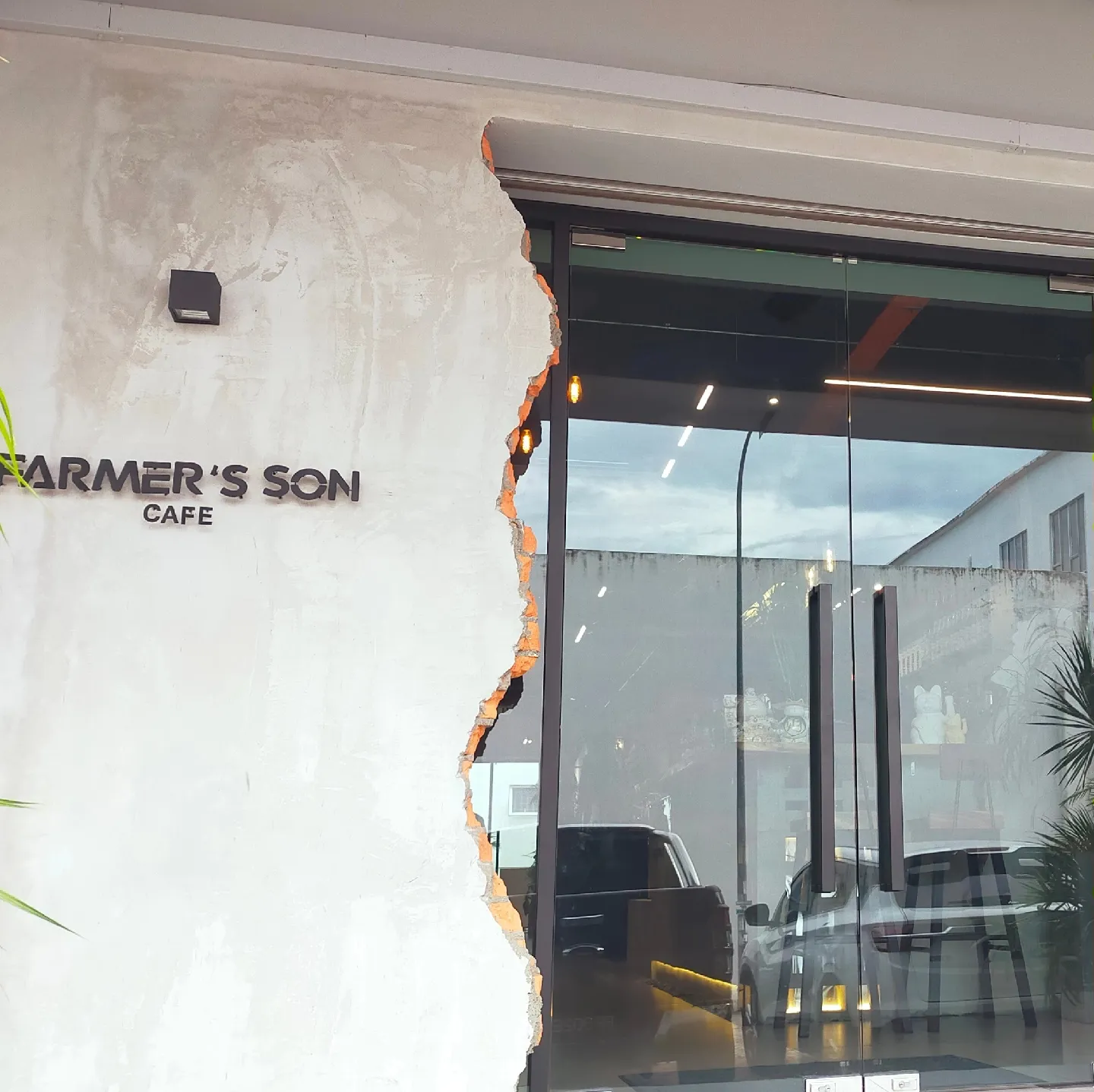 Aesthetic cafe in Yong Peng - Farmer's Son Cafe | Galeri disiarkan oleh Sunflower 🌻 | Lemon8