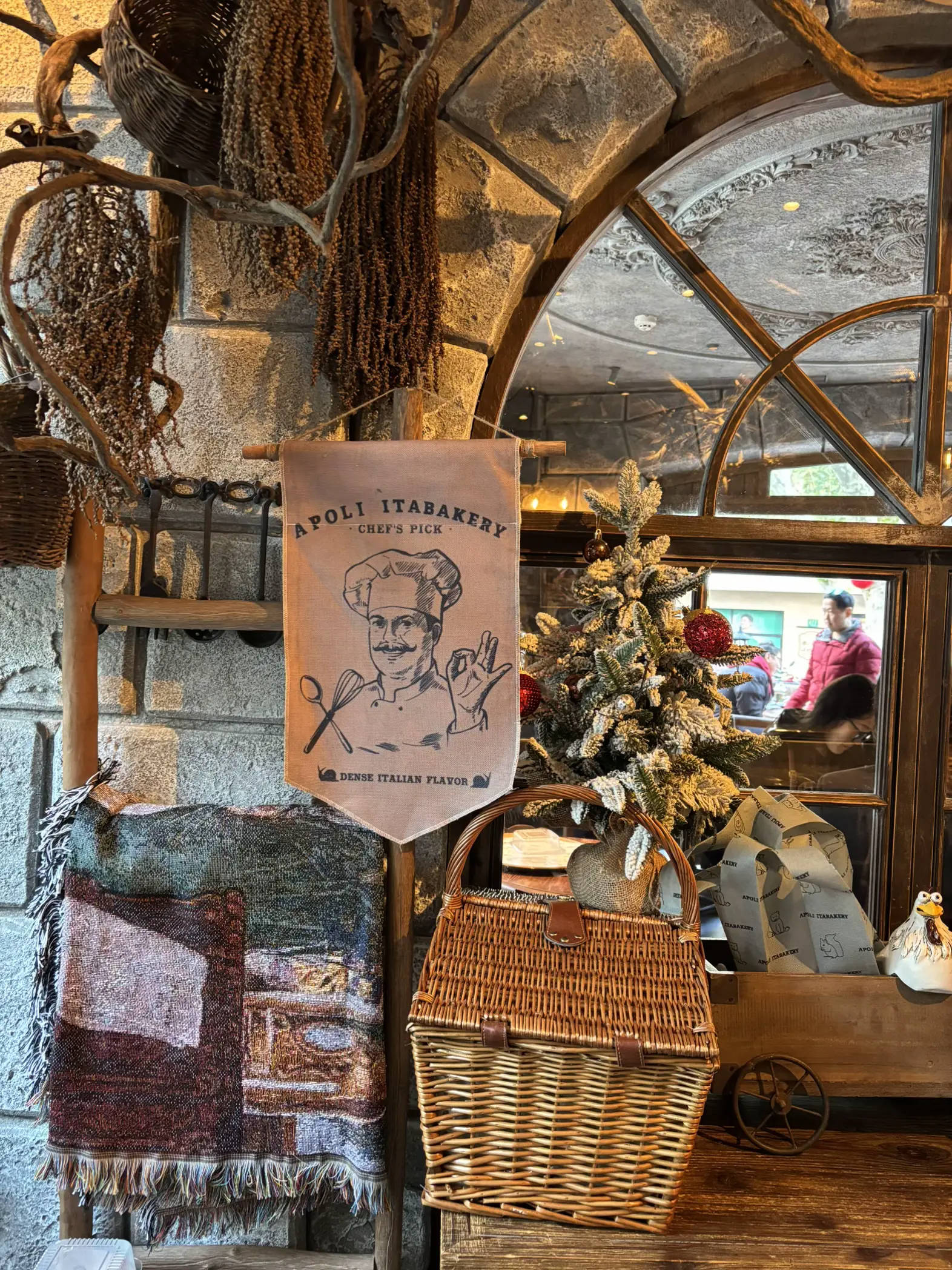 ใครไปเซี่ยงไฮ้ อย่าลืมแวะร้านนี้ 🥯🧈🥨 | แกลเลอรีที่โพสต์โดย Sirikaimook | Lemon8