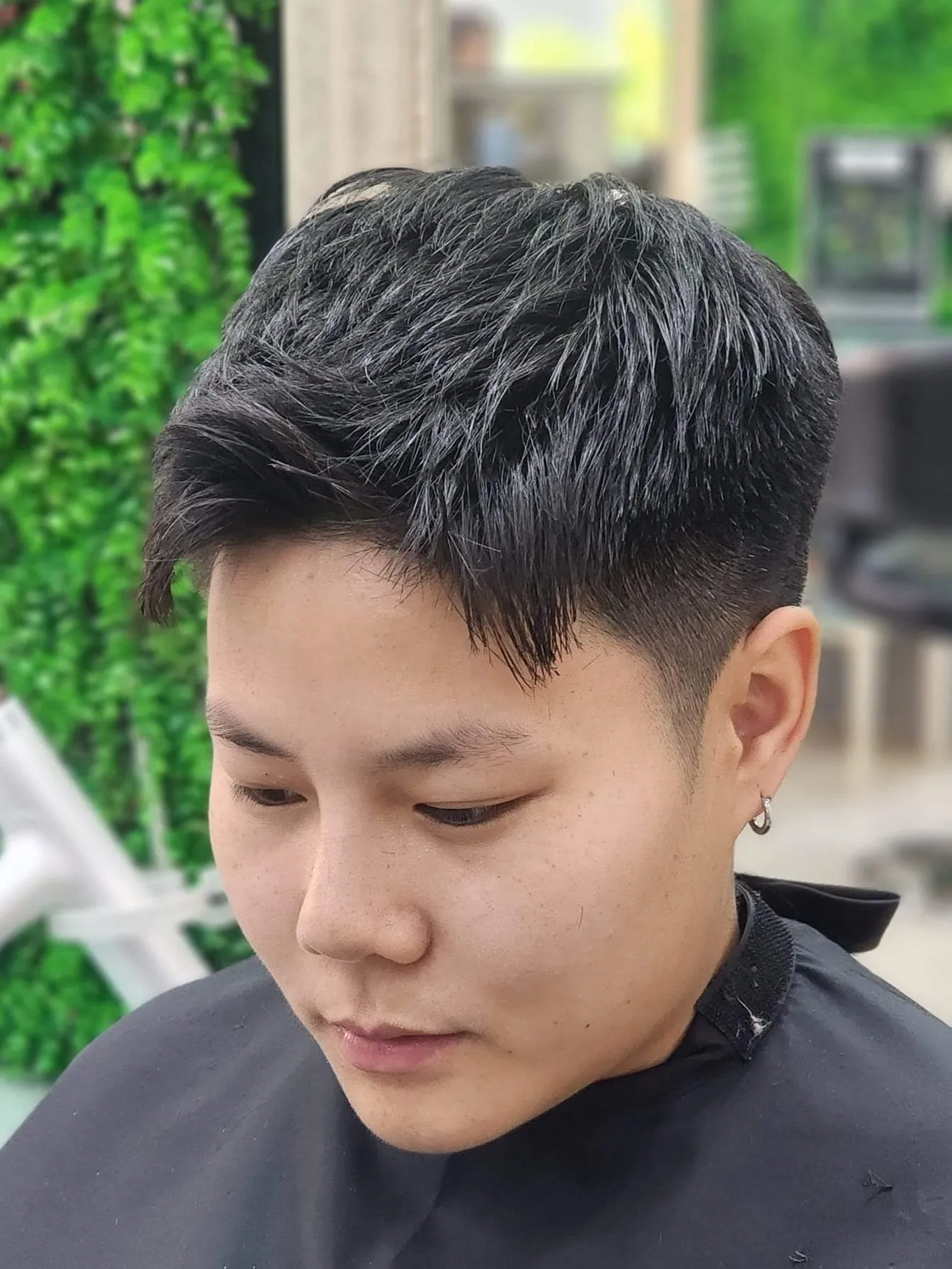 Dropcut ผมสั้นก็เกาได้ | แกลเลอรีที่โพสต์โดย KHUNDA_SALON | Lemon8