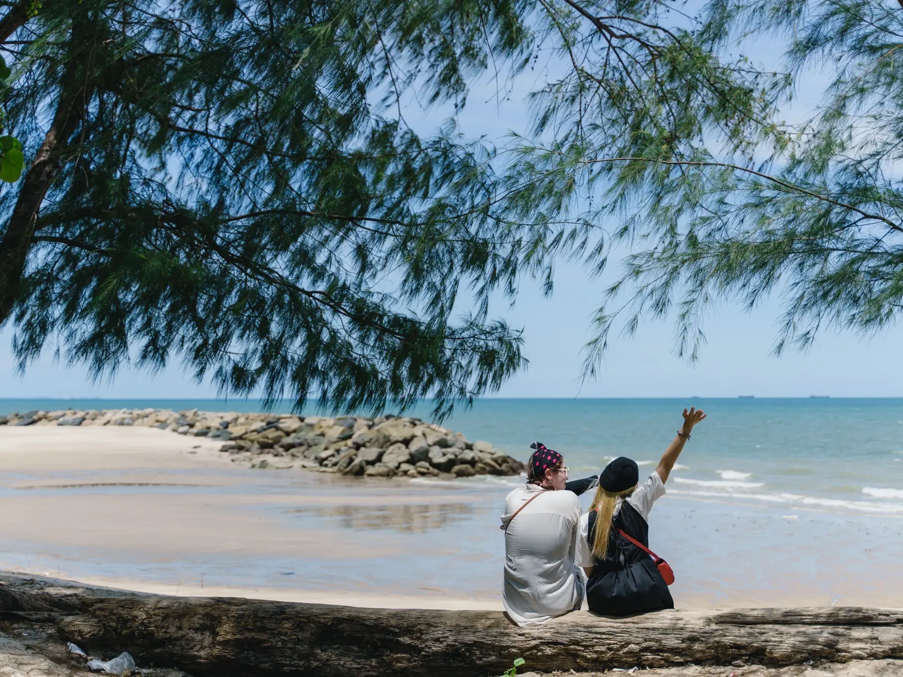 ระยอง กะทันหันทริป! ขับรถอยู่ดีๆ รู้ตัวอีกทีไปโผล่ระยอง🚗 | แกลเลอรีที่โพสต์โดย ISAYWORK | Lemon8