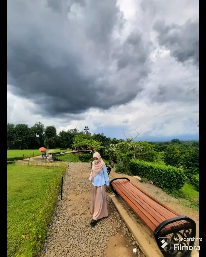 Borobudur self date | Video dipublikasikan oleh Devinka | Lemon8