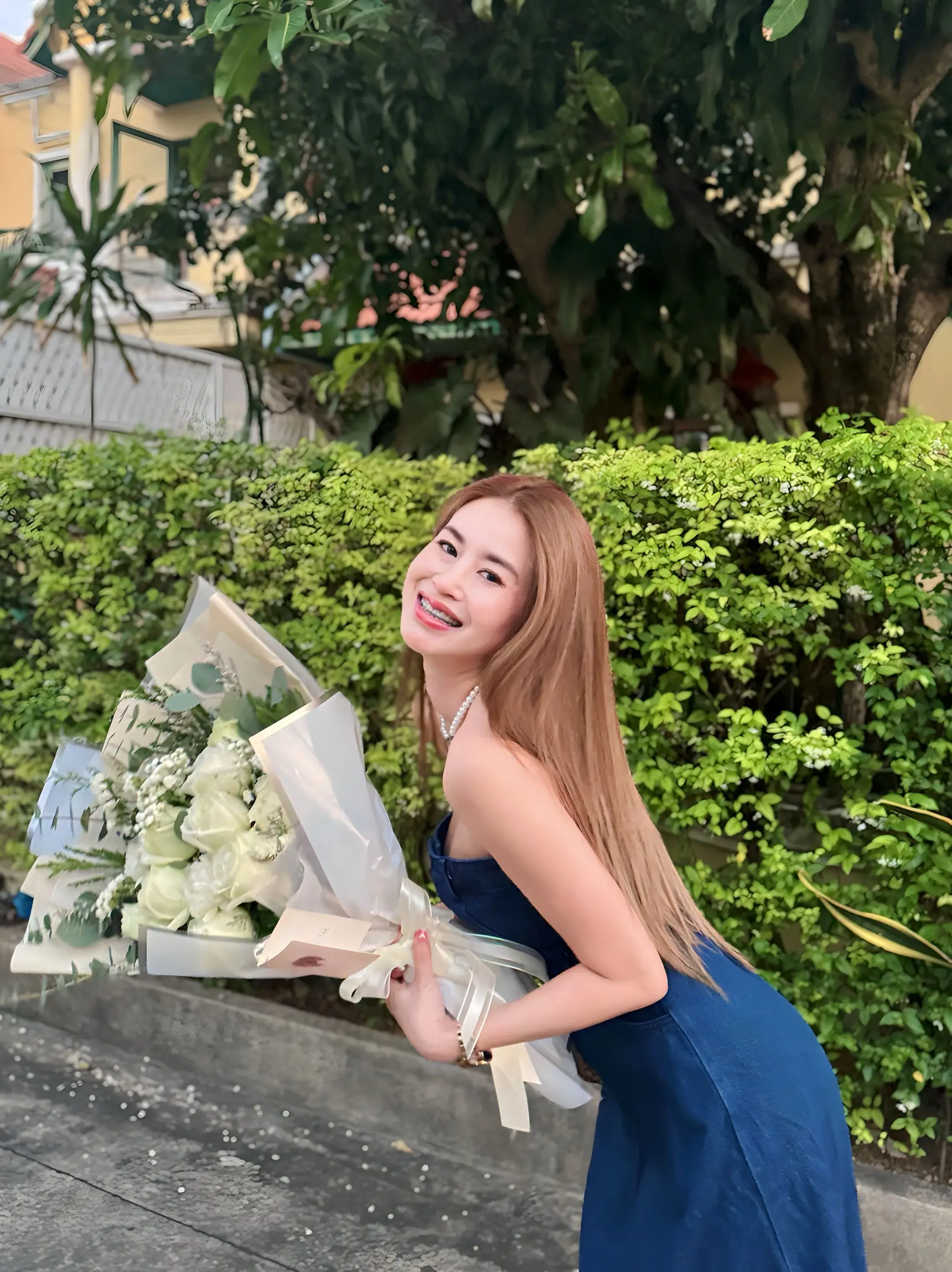 Valentine's day แชร์ไอเดียร์ ถ่ายรูปกับช่อดอกไม้ยังไงให้ปัง💐 | แกลเลอรีที่โพสต์โดย 🍒 BEAR RY🍒 ...