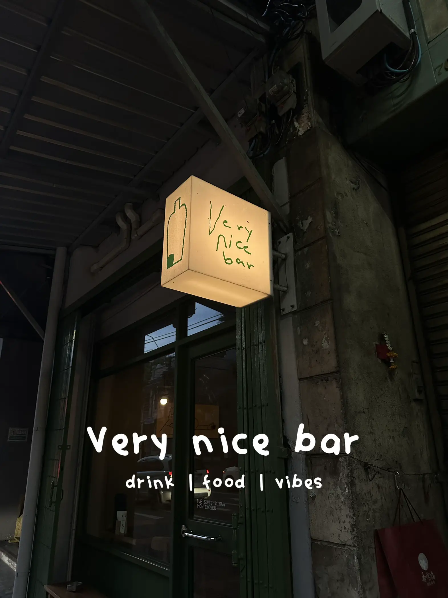Very nice bar บาร์เล็กๆ ไว้นั่งคุยกับก๊วนเพื่อน | แกลเลอรีที่โพสต์โดย ...