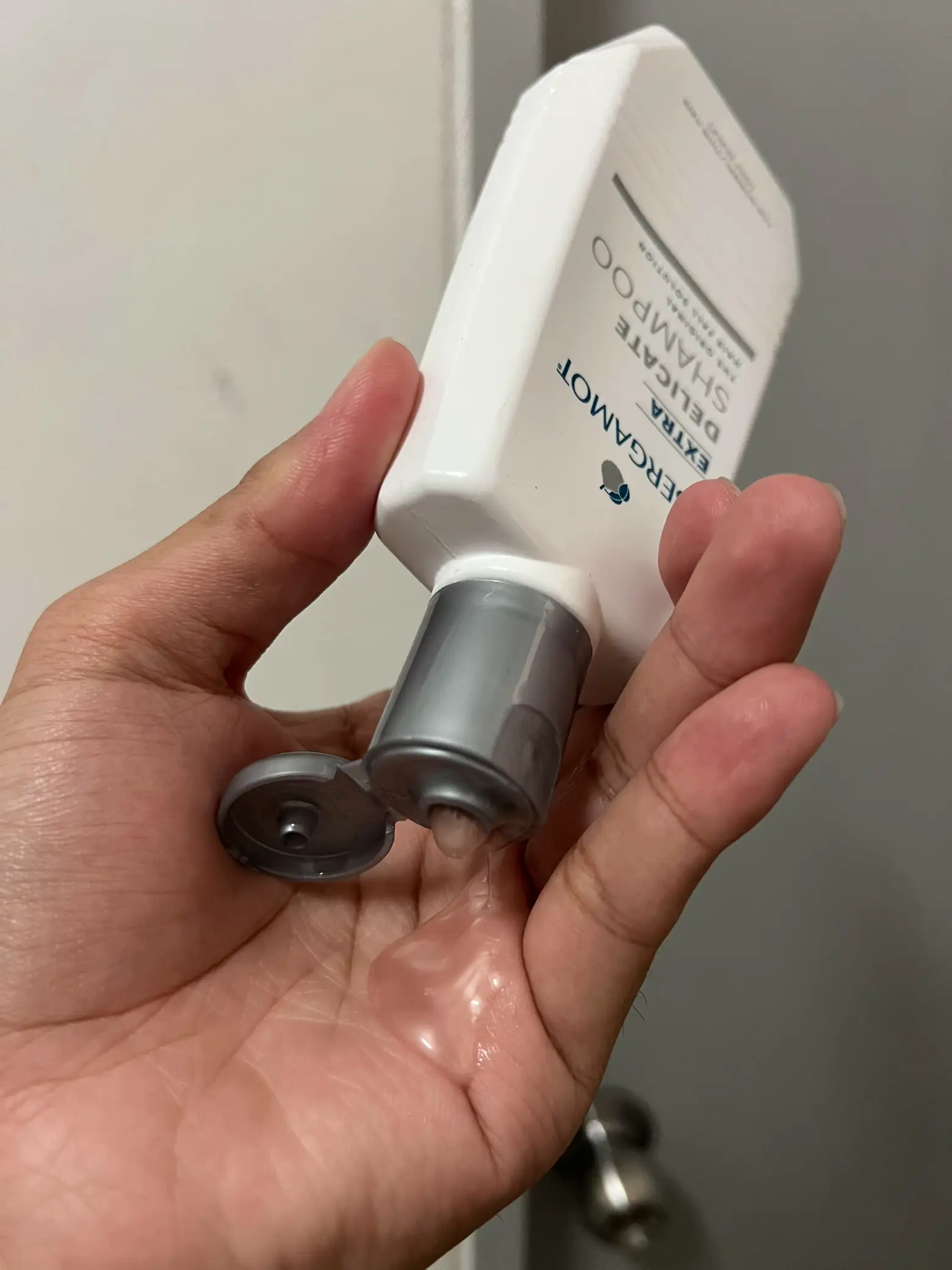 ปัญหาผมร่วง | แกลเลอรีที่โพสต์โดย Machingun | Lemon8