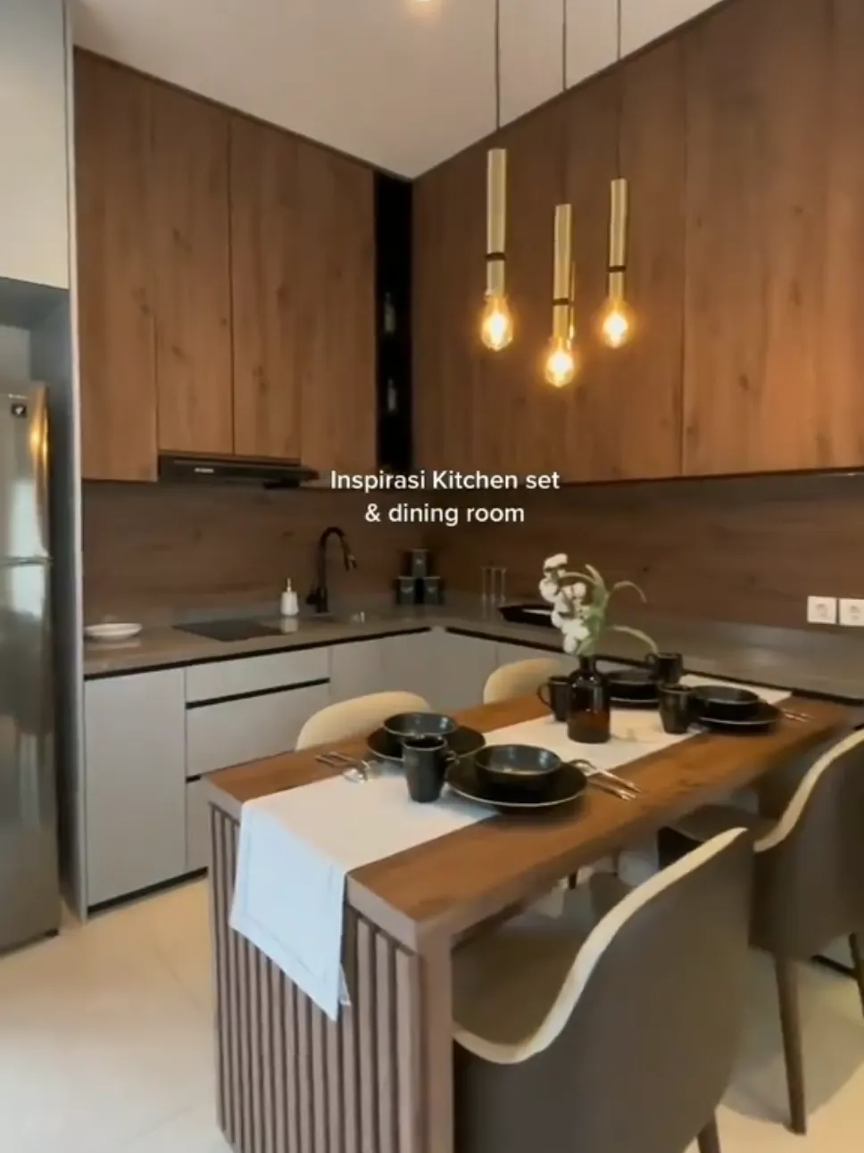 Inspirasi Konsep Kitchen Set & Dining Room | Video diterbitkan oleh ...
