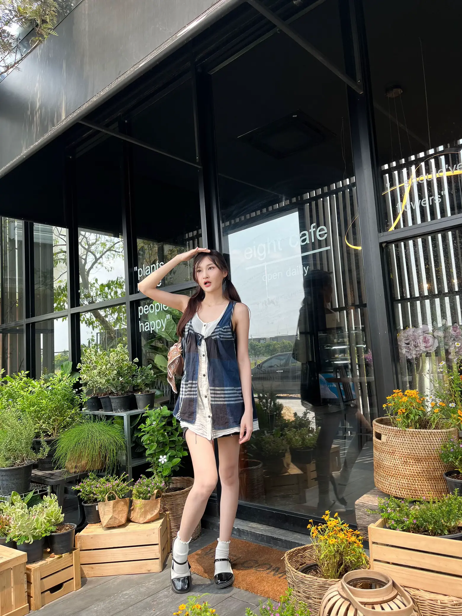 Eight cafe มุมดอกไม้ตอนรับซัมเมอร์ | แกลเลอรีที่โพสต์โดย ʙɪᴍʙᴏᴏᴍᴊᴜᴊᴏʀ ...