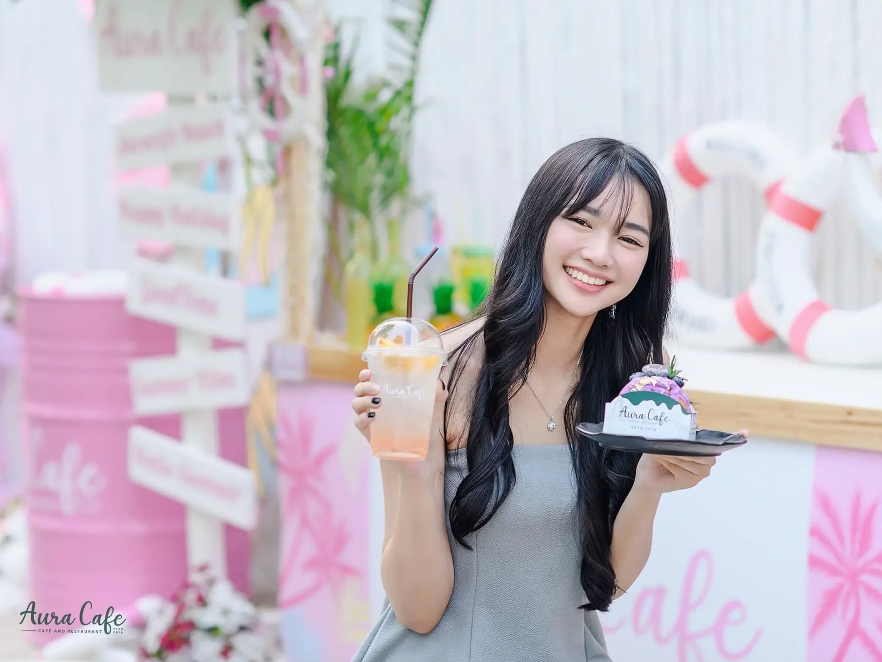 แชร์ไอเดีย 📸โพสต์ท่าถ่ายรูป ธีม Summer 🌊 | แกลเลอรีที่โพสต์โดย Aura Cafe | Lemon8