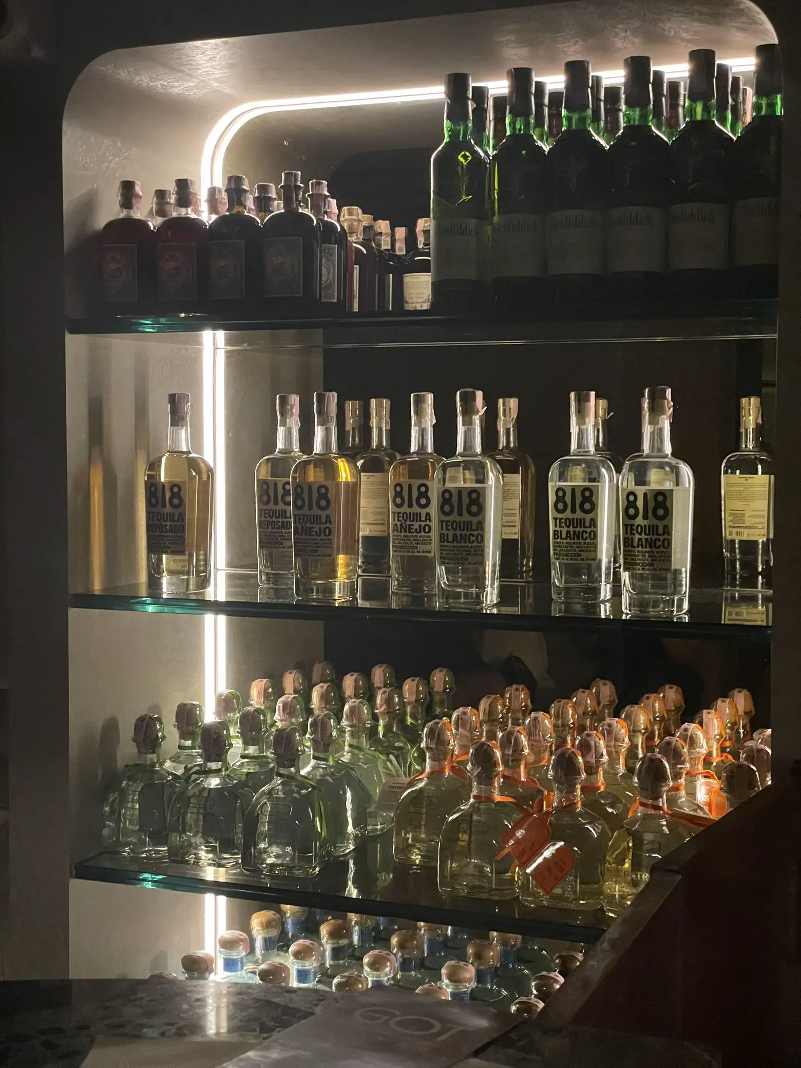 GOT Bangkok บาร์ติดแกลมย่านสุขุมวิท 24 | แกลเลอรีที่โพสต์โดย maaameaw ...