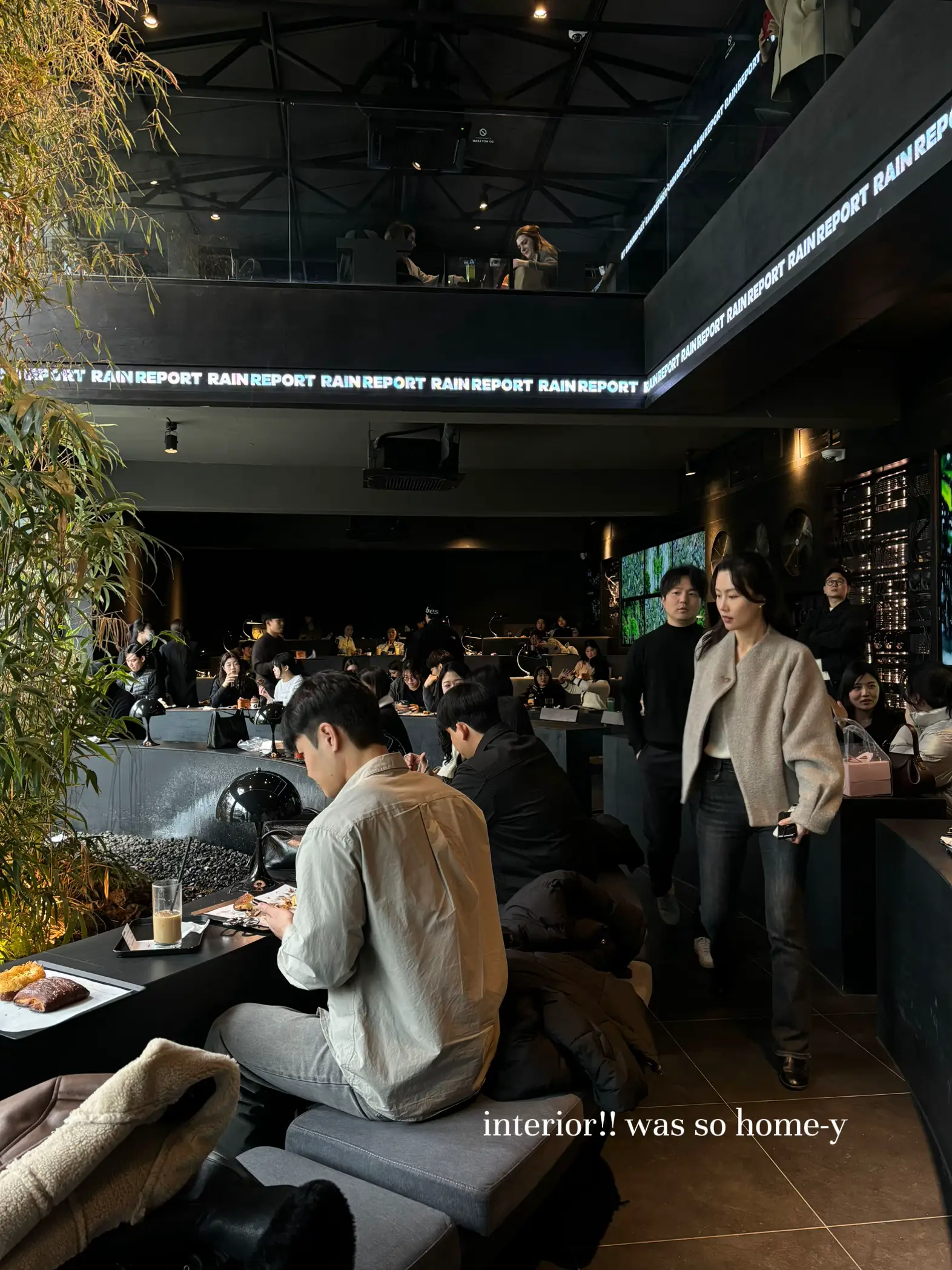 3 reasons why 🫵 MUST visit this cafe in seongsu 🇰🇷 | Gallery posted by ...