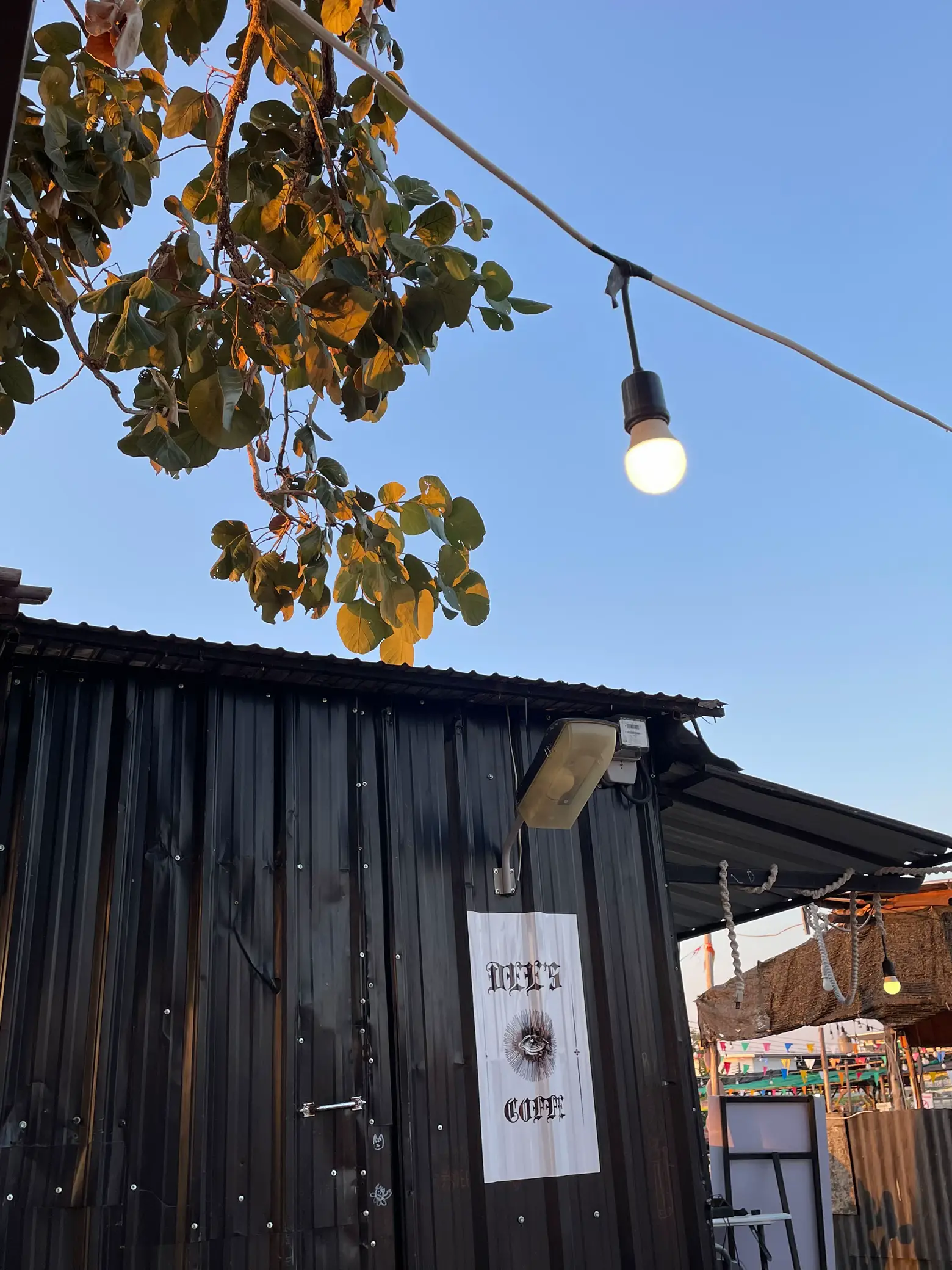 DEE’S COFFEE ที่แก่งเลิงจาน | แกลเลอรีที่โพสต์โดย Pra tap jai | Lemon8