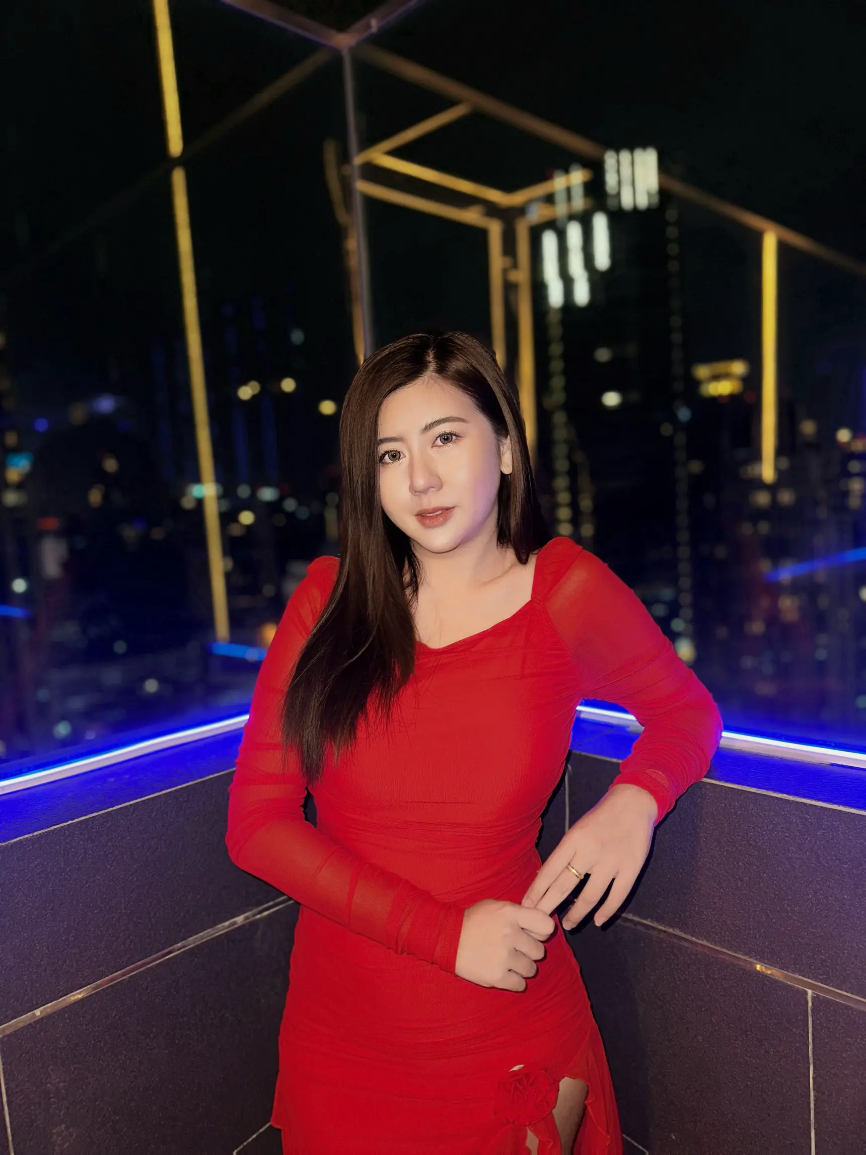 Rooftop พาแฟนไปเดท | แกลเลอรีที่โพสต์โดย Mnat.Sra | Lemon8