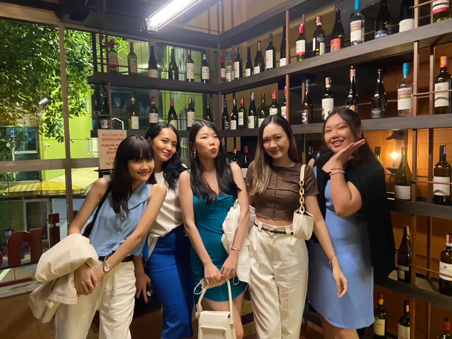 Girls’ hangout at semolina | แกลเลอรีที่โพสต์โดย aomaom.aa | Lemon8