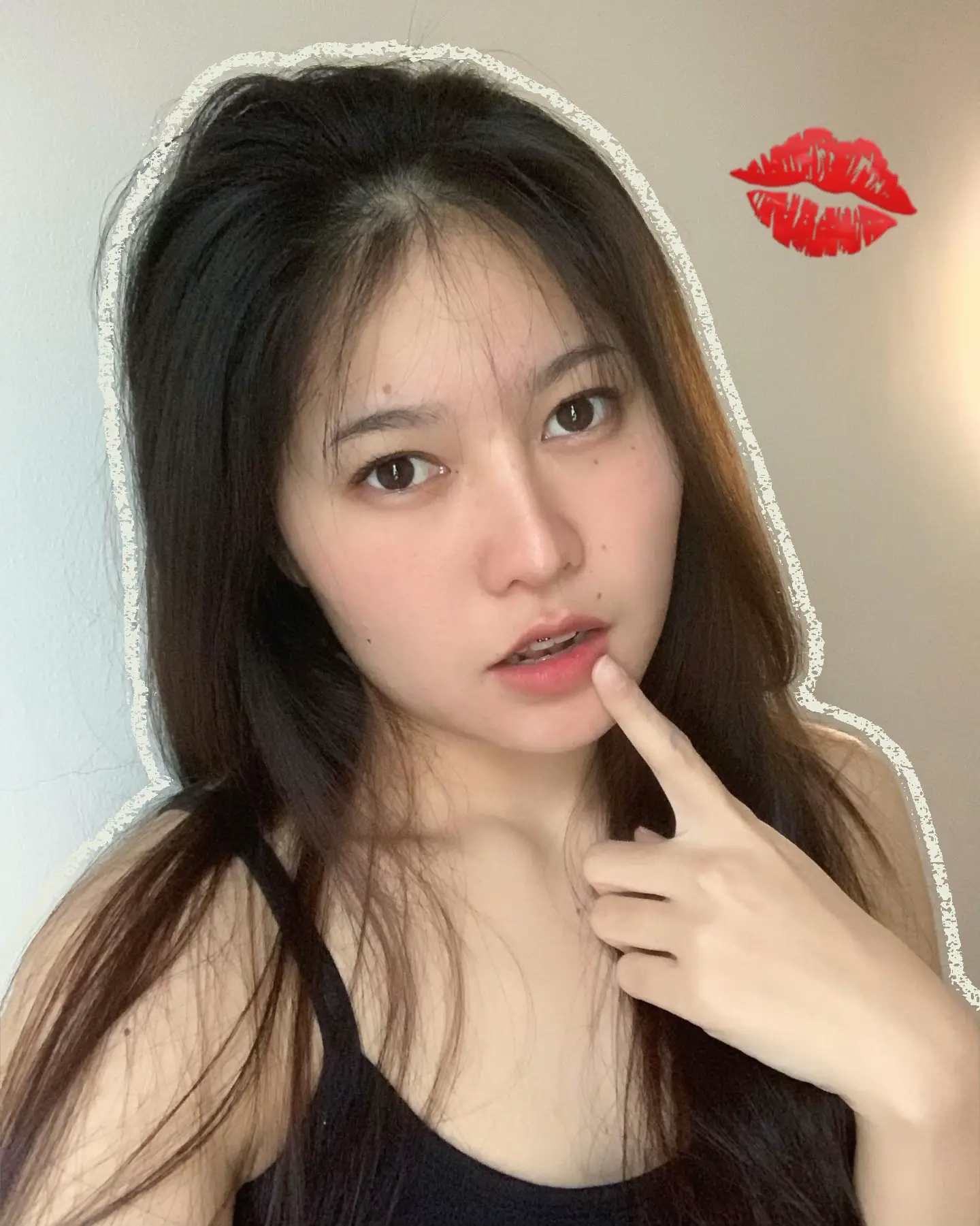 📸Take a picture to look spicy!! Just index finger💋 | Gallery posted by Kwang | Lemon8