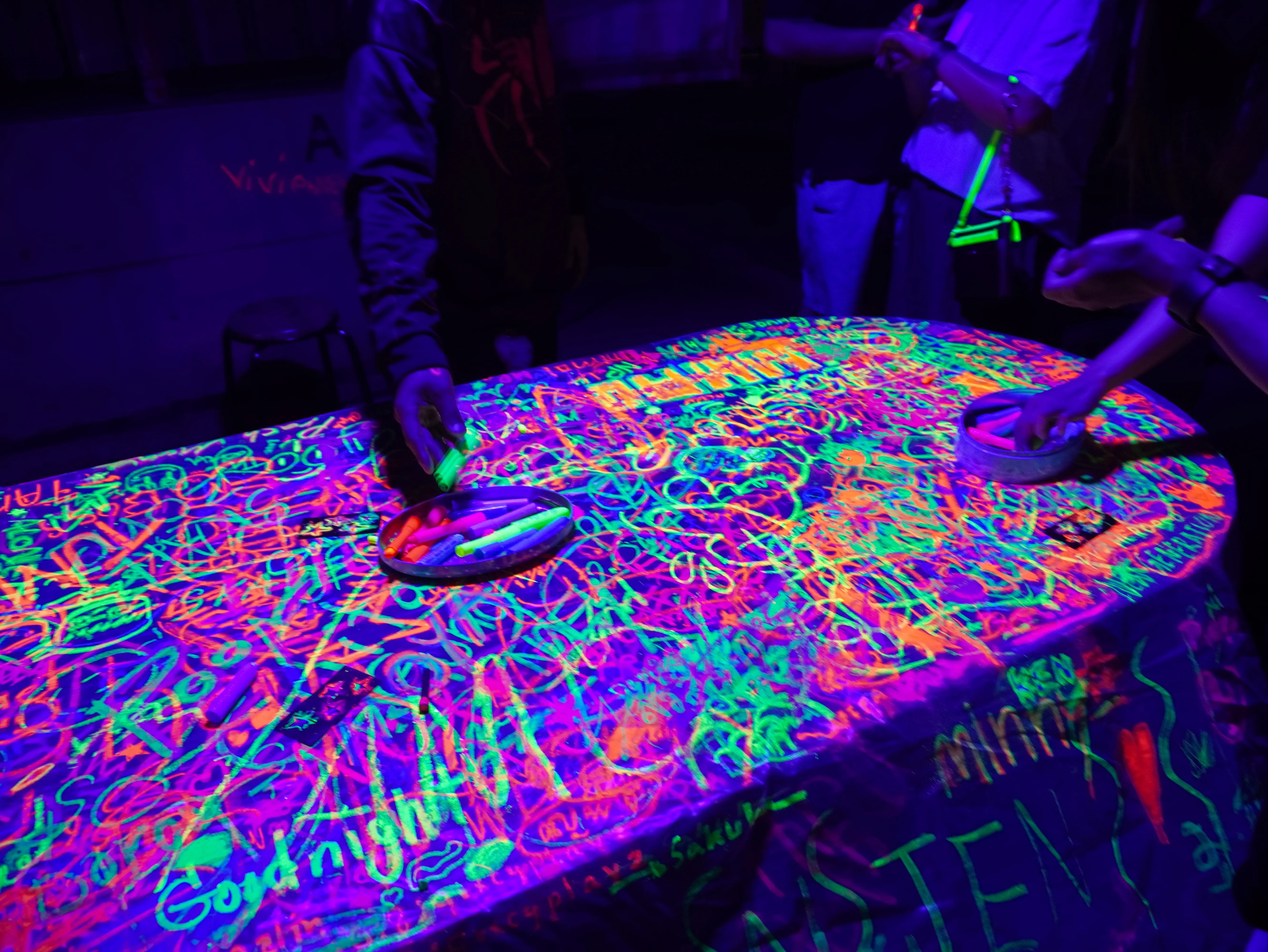 ปักหมุดงานไฟ BKKDW2024 ที่ Secon ศรีนครินทร์ กัน | แกลเลอรีที่โพสต์โดย Insomnia Scene | Lemon8