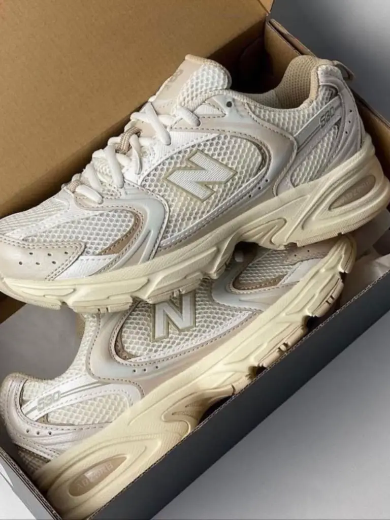 New Balance MR530AAสีครีมของจริงสวยมาก🤍🧡 #ไต้หวัน 📌 | แกลเลอรีที่โพสต์ ...