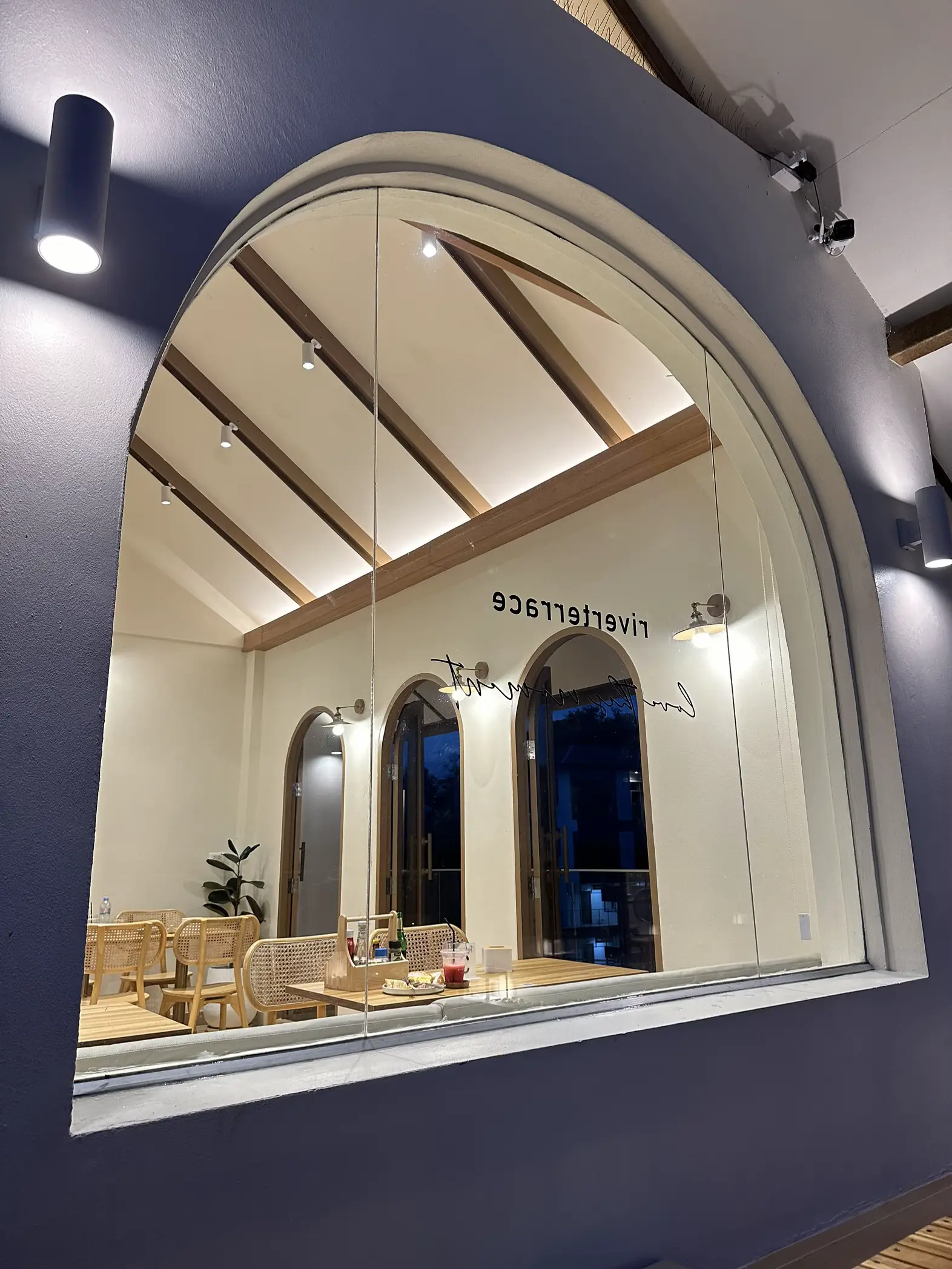 River Terrace Rooftop Bar&Cafe Krabi 📍 | แกลเลอรีที่โพสต์โดย Wanvisa.C ...