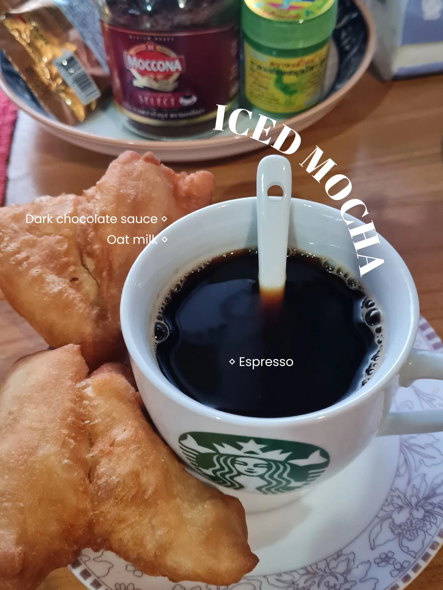 เช้านี้กาแฟดำ/ปาท่องโก๊🏝😍 | แกลเลอรีที่โพสต์โดย weenaa | Lemon8