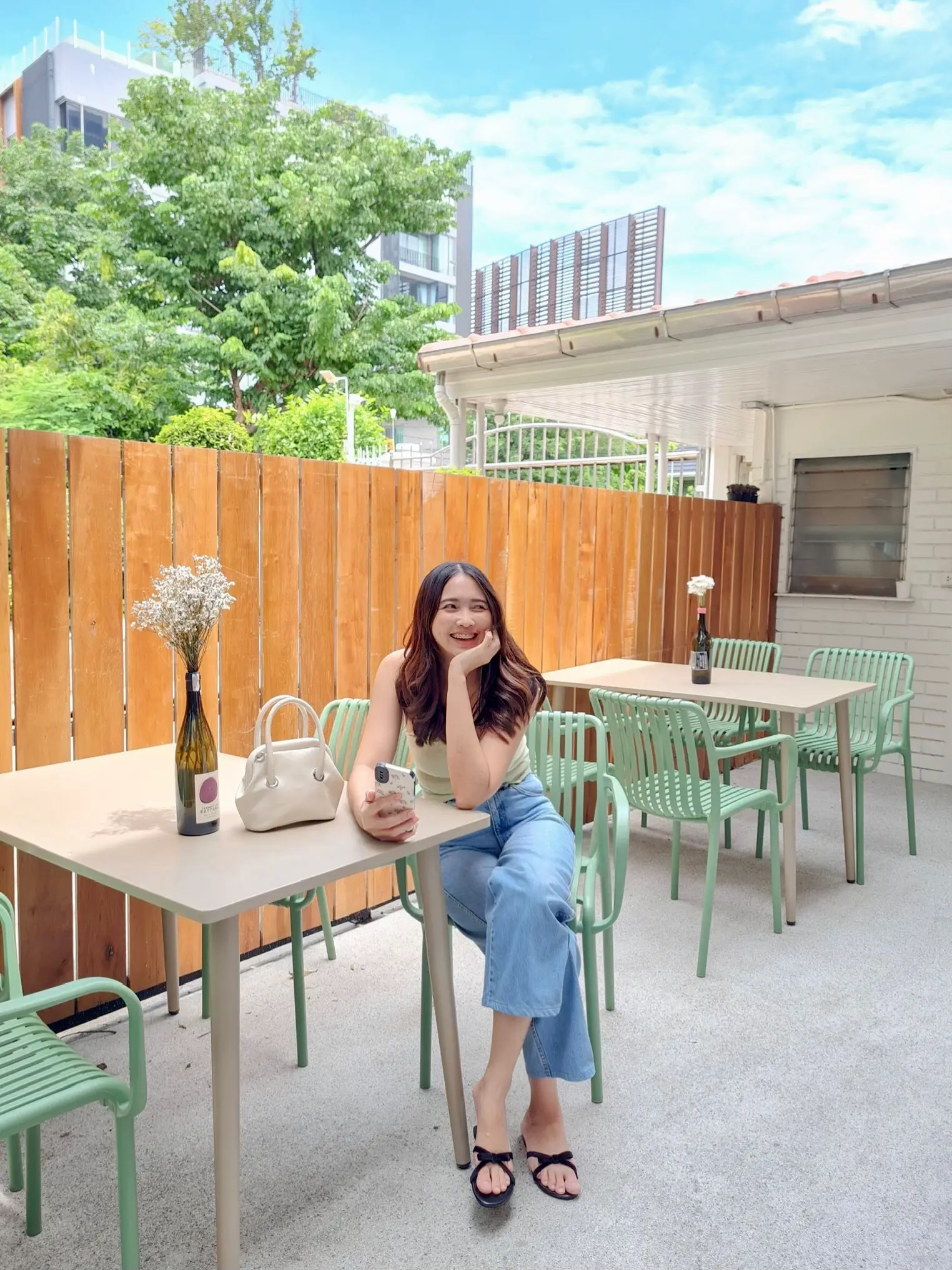 AMI Brunch &Bubbles คาเฟ่เปิดใหม่ย่านอารีย์ | แกลเลอรีที่โพสต์โดย Wanii ...