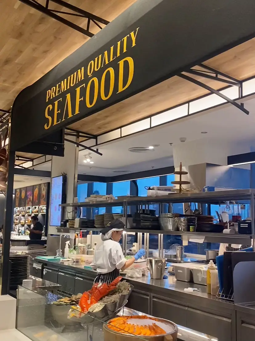 Vantage Point - European Buffet 🍽️ | แกลเลอรีที่โพสต์โดย หมิวมามอย | Lemon8