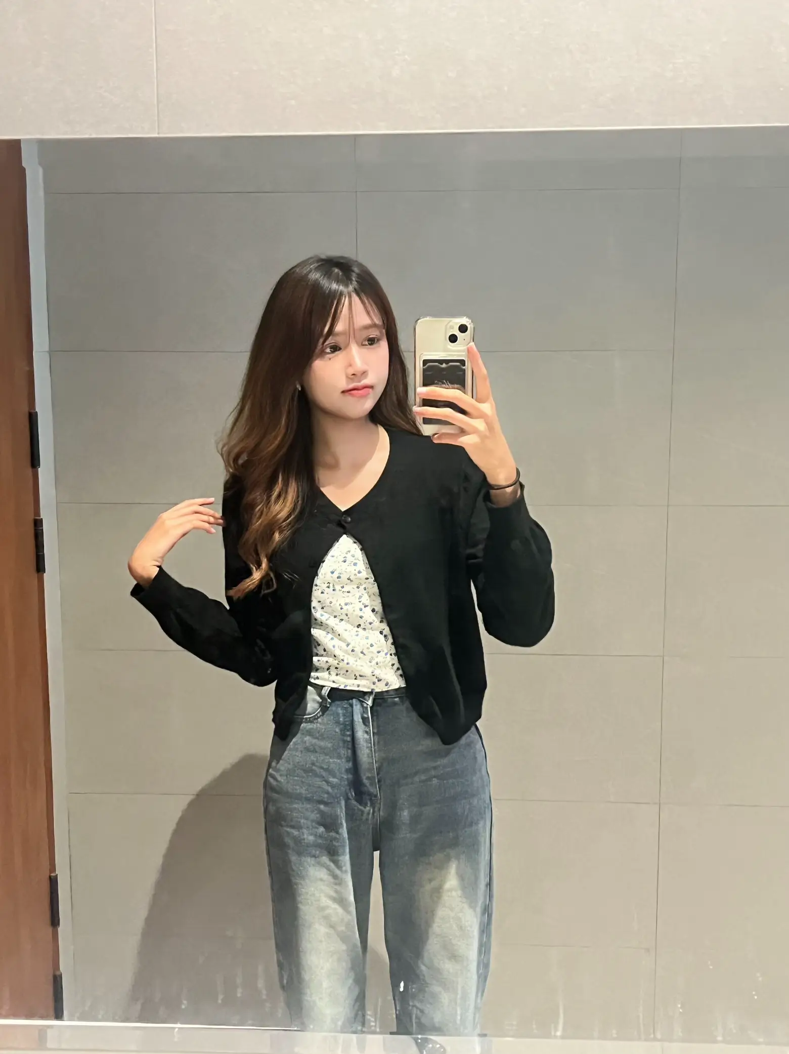 1 ลุค แต่งตัวไปทำงานวันชิลล์ๆ 🖇️💖🛍️ | แกลเลอรีที่โพสต์โดย Awatsaya.ii ...