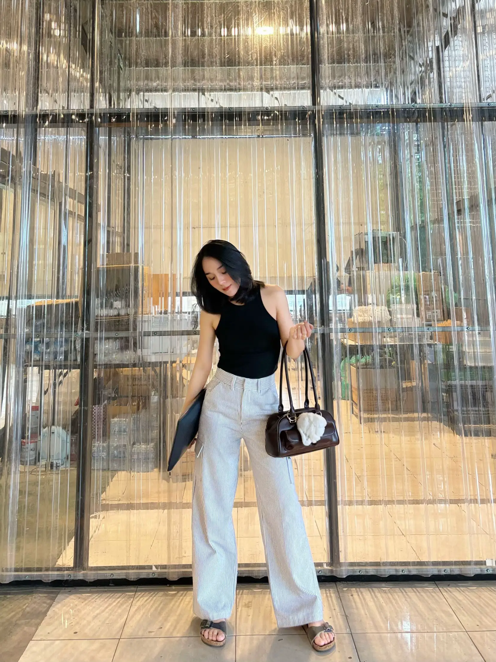 Basic look : ฉบับคนแต่งตัวไม่เก่ง | แกลเลอรีที่โพสต์โดย noeychita | Lemon8