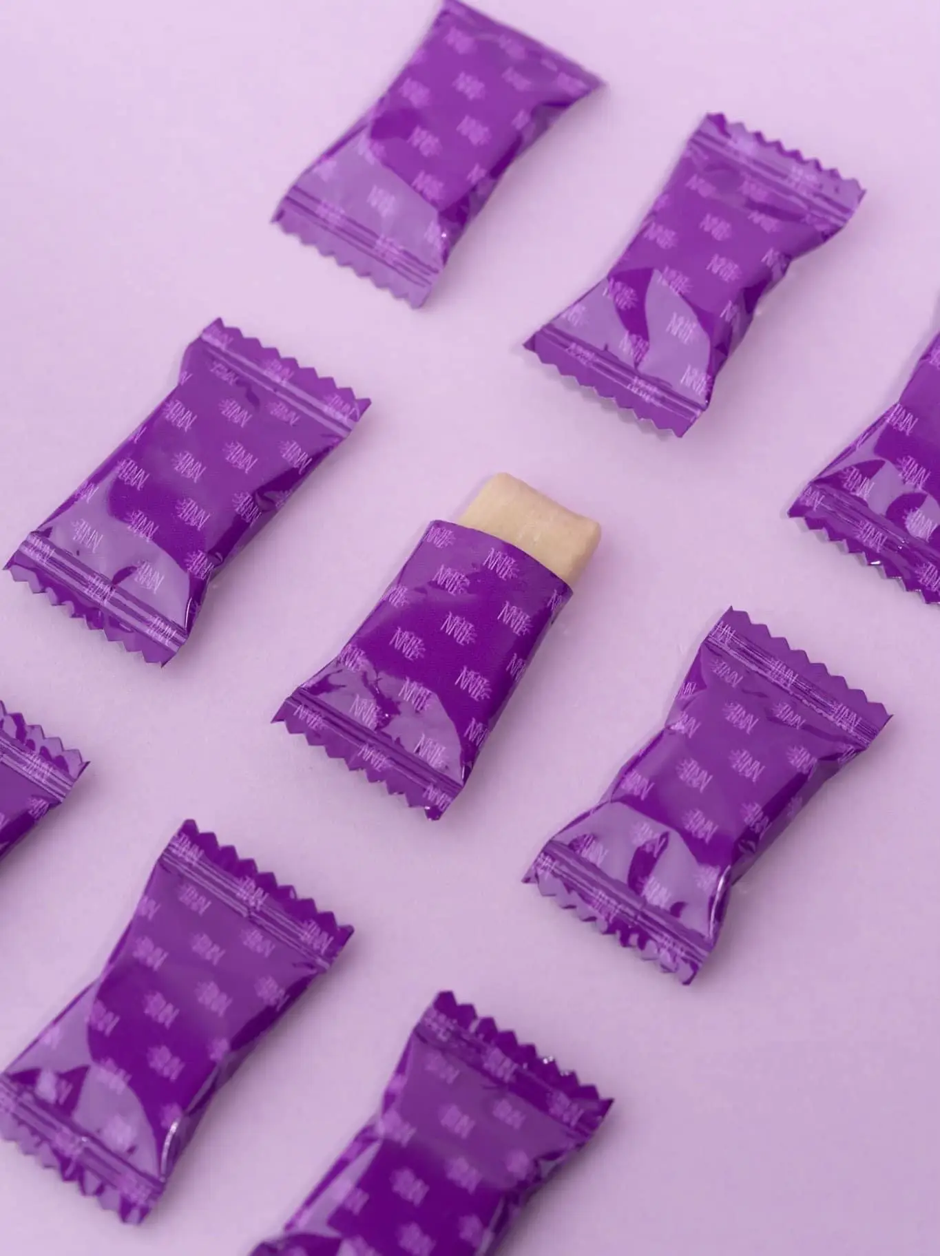 get to know me | แกลเลอรีที่โพสต์โดย Tinn Candy | Lemon8