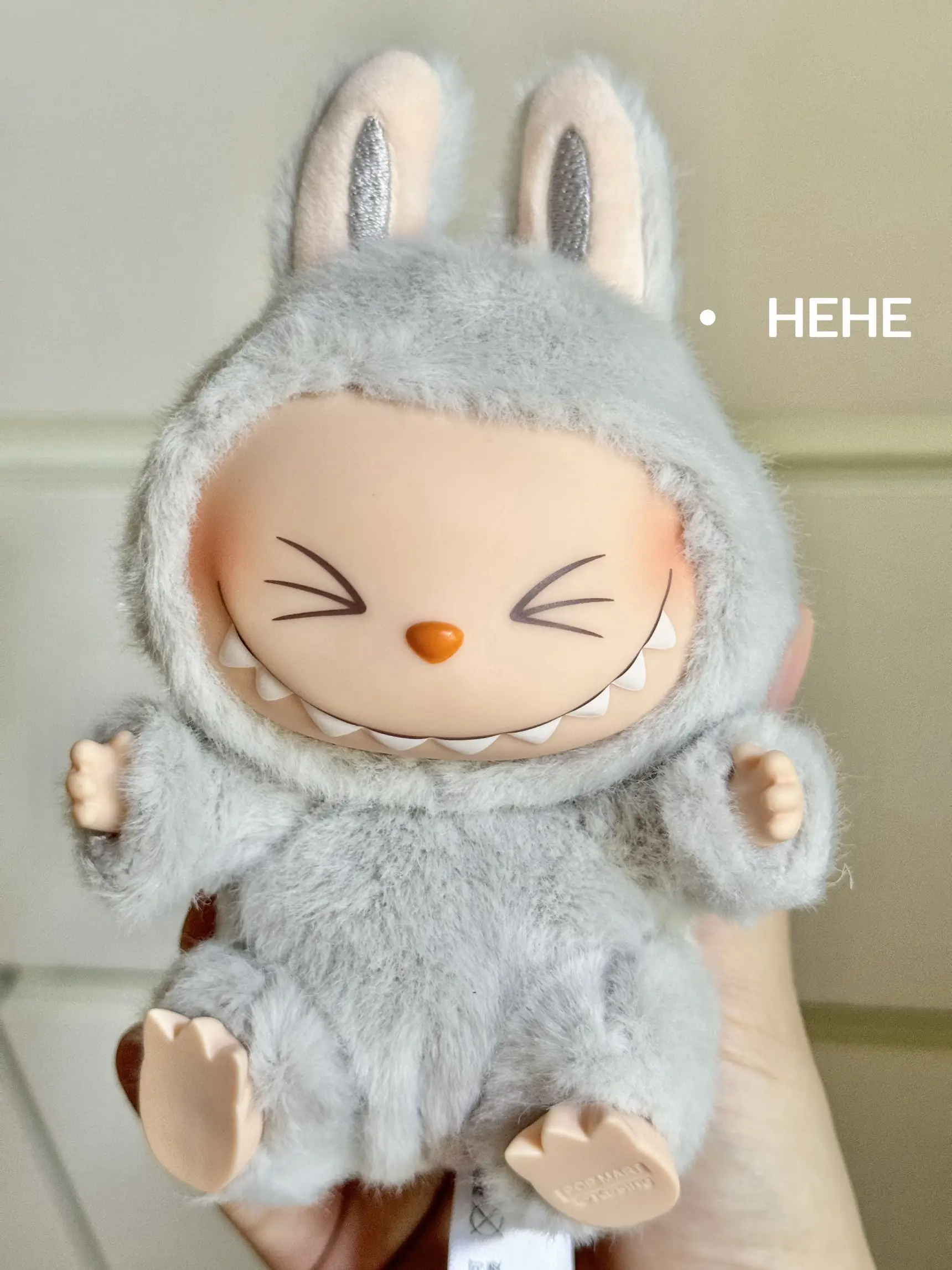 Labubu v.2 Have a seat | แกลเลอรีที่โพสต์โดย ᴮᵁᴺᴰʸ ツ | Lemon8