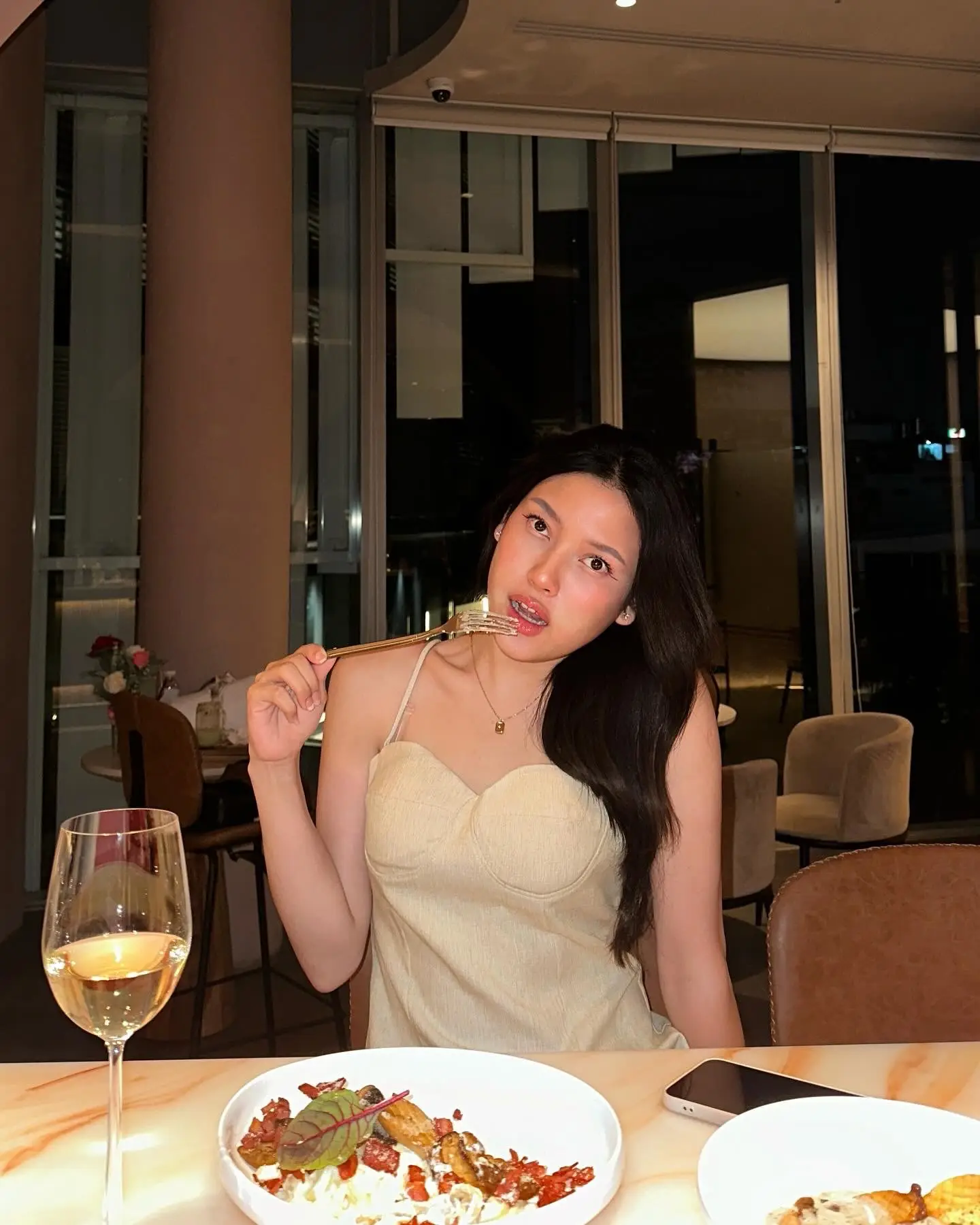 ของถูกบอกต่อ มาป้ายยา 🥰 เปิดโกดังไวน์ขายถูกส่งท้ายปี🍷 | แกลเลอรีที่โพสต์โดย ChuTang | Lemon8